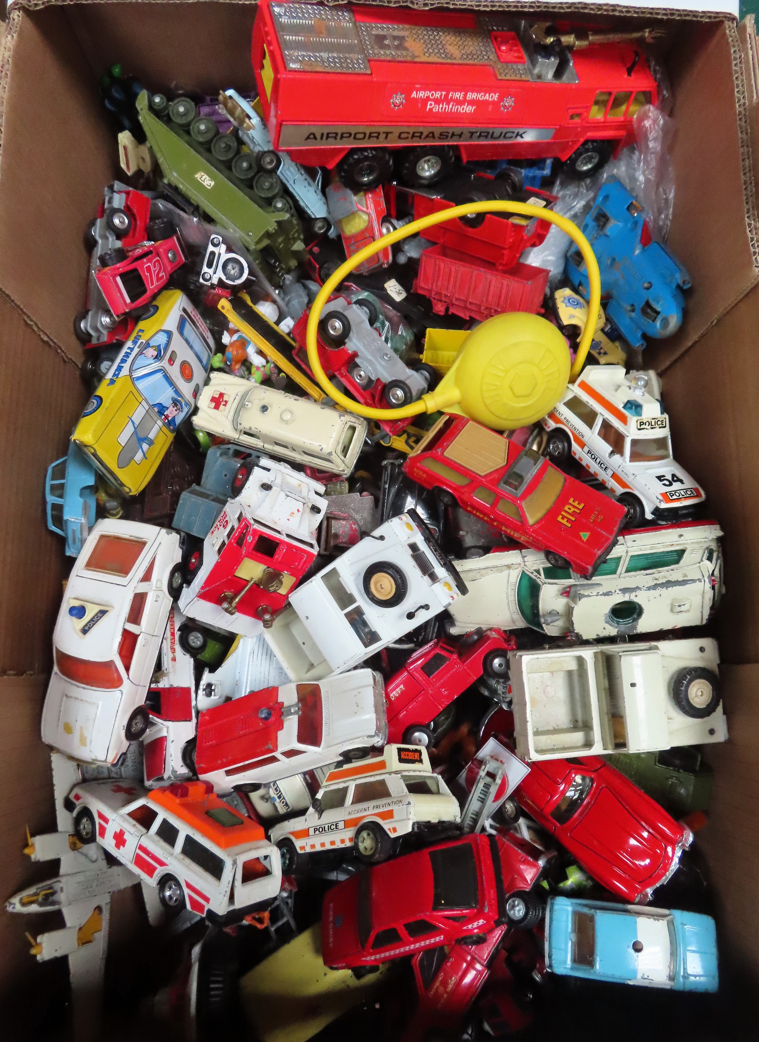 Quantity of various loose diecast vehicles All in used condition, unchecked