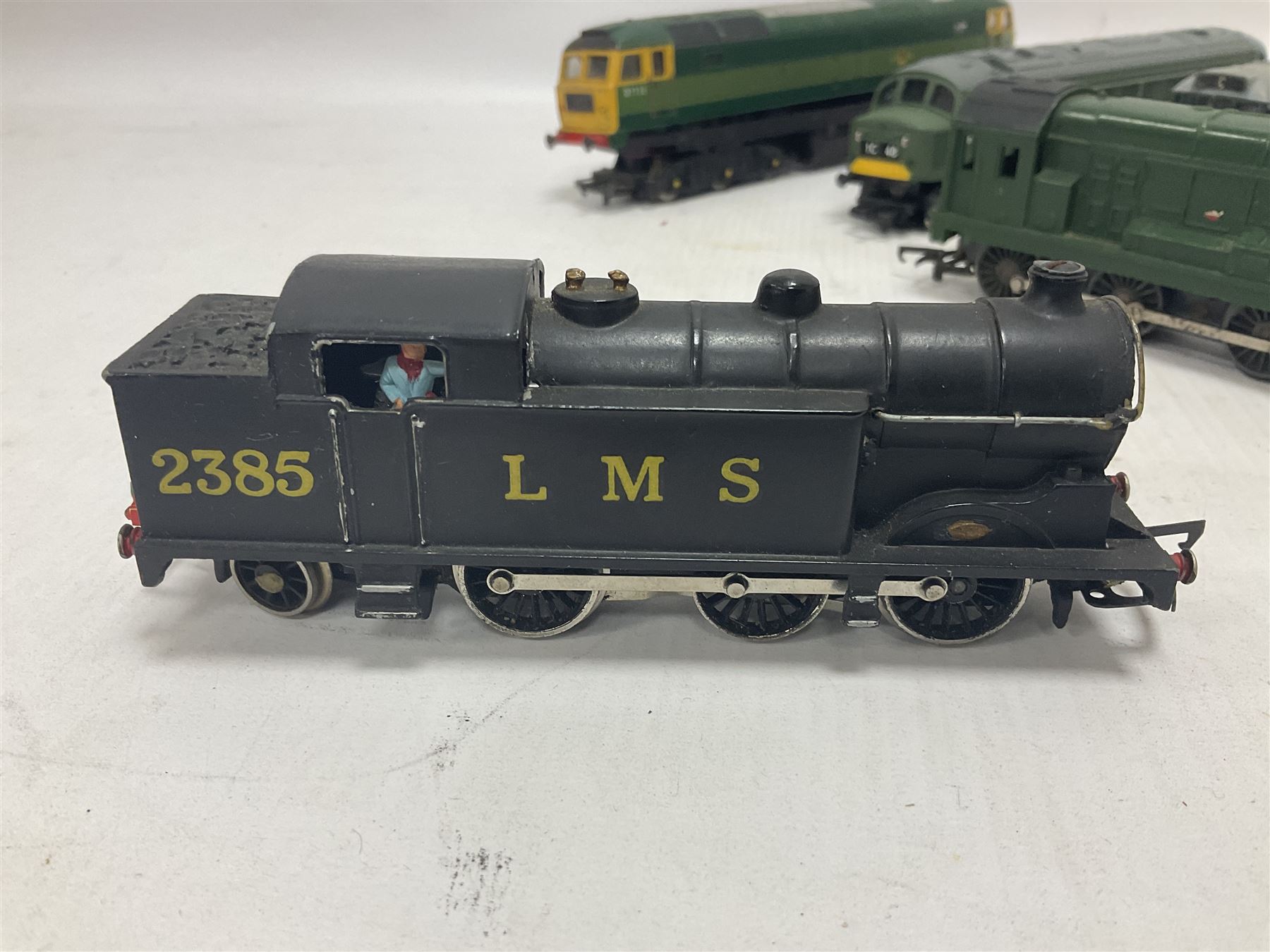 Various Makers ‘00’ gauge - eight locomotives to include G&R Wrenn ...