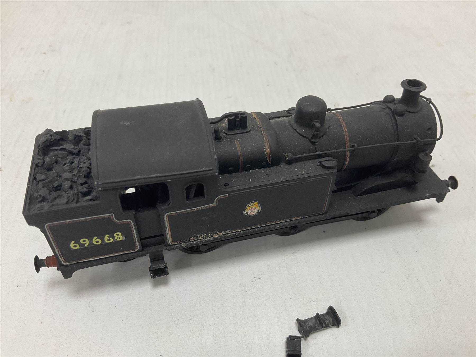 ‘00’ gauge - three kit built steam locomotives comprising Class A5 4-6 ...