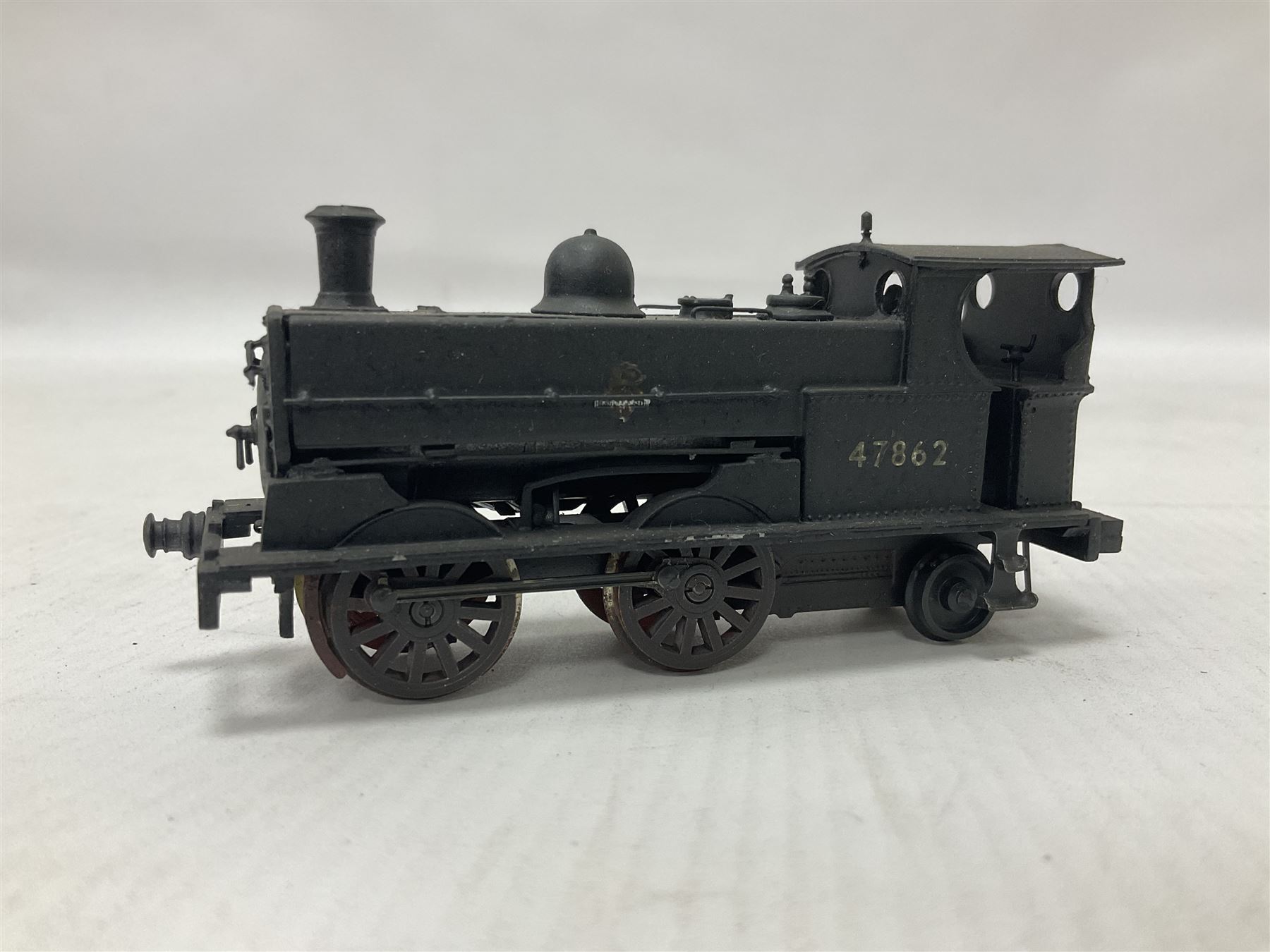 ‘00’ gauge - six kit built steam locomotives comprising Class Y7 0-4-0T ...