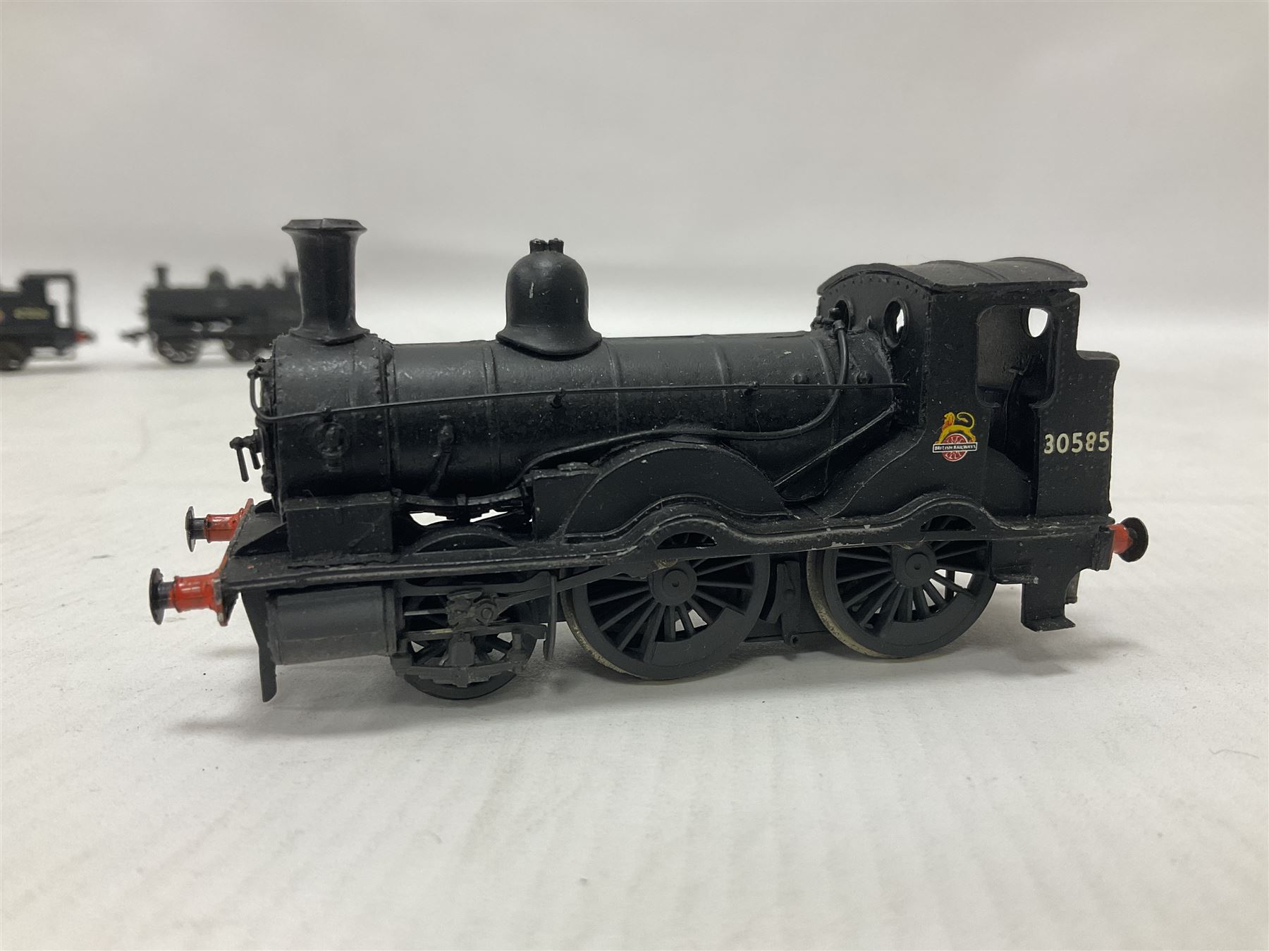 ‘00’ gauge - six kit built steam locomotives comprising Class Y7 0-4-0T ...