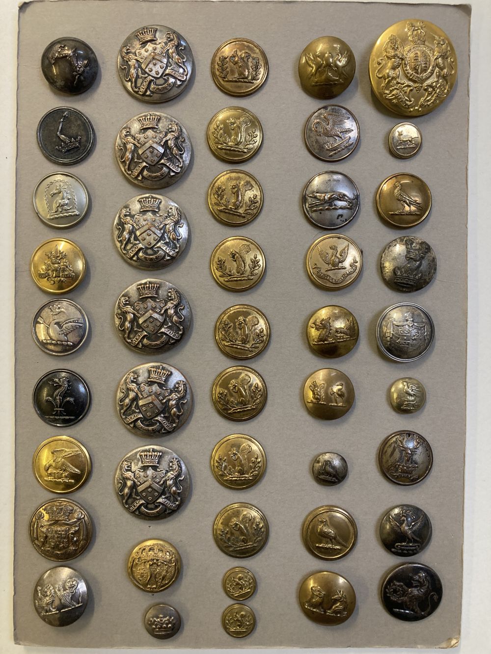 * Livery Buttons. A collection of 224 livery buttons, 19th century and ...