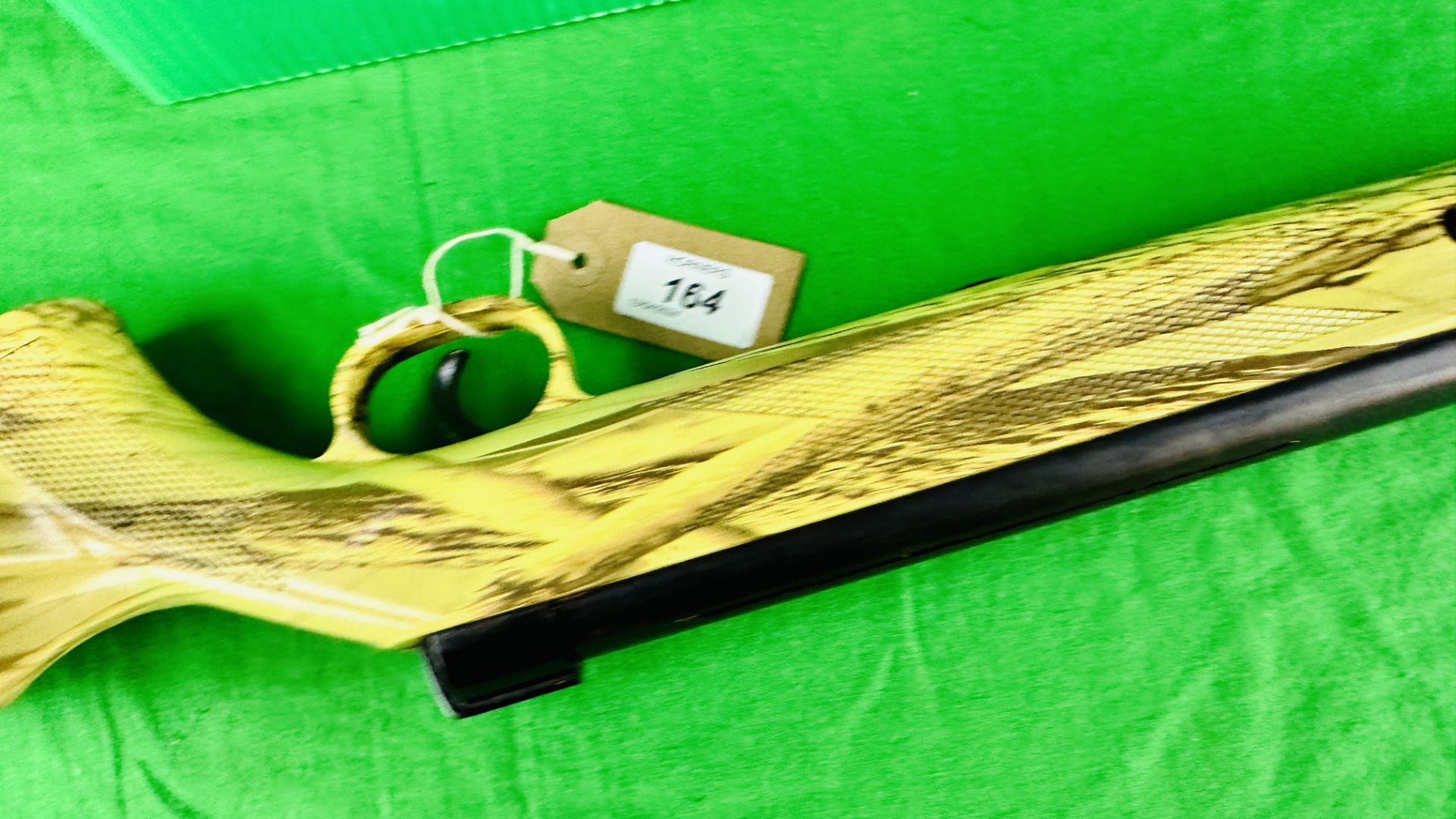 SMK 132 CAMO .22 BREAK BARREL AIR RIFLE - (ALL GUNS TO BE INSPECTED AND ...