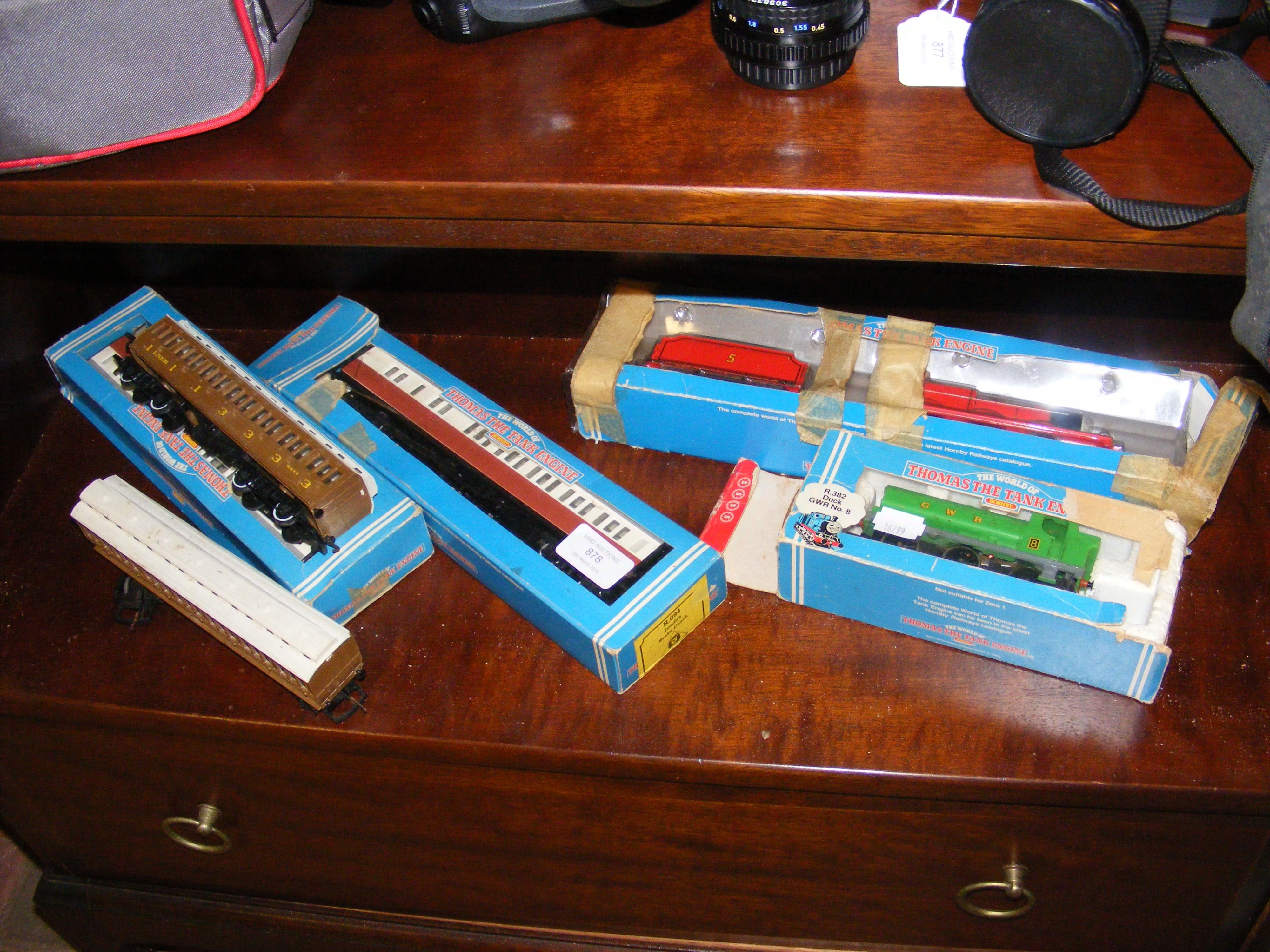 A quantity of Hornby 'The World of Thomas the Tank Engine' 00 gauge ...