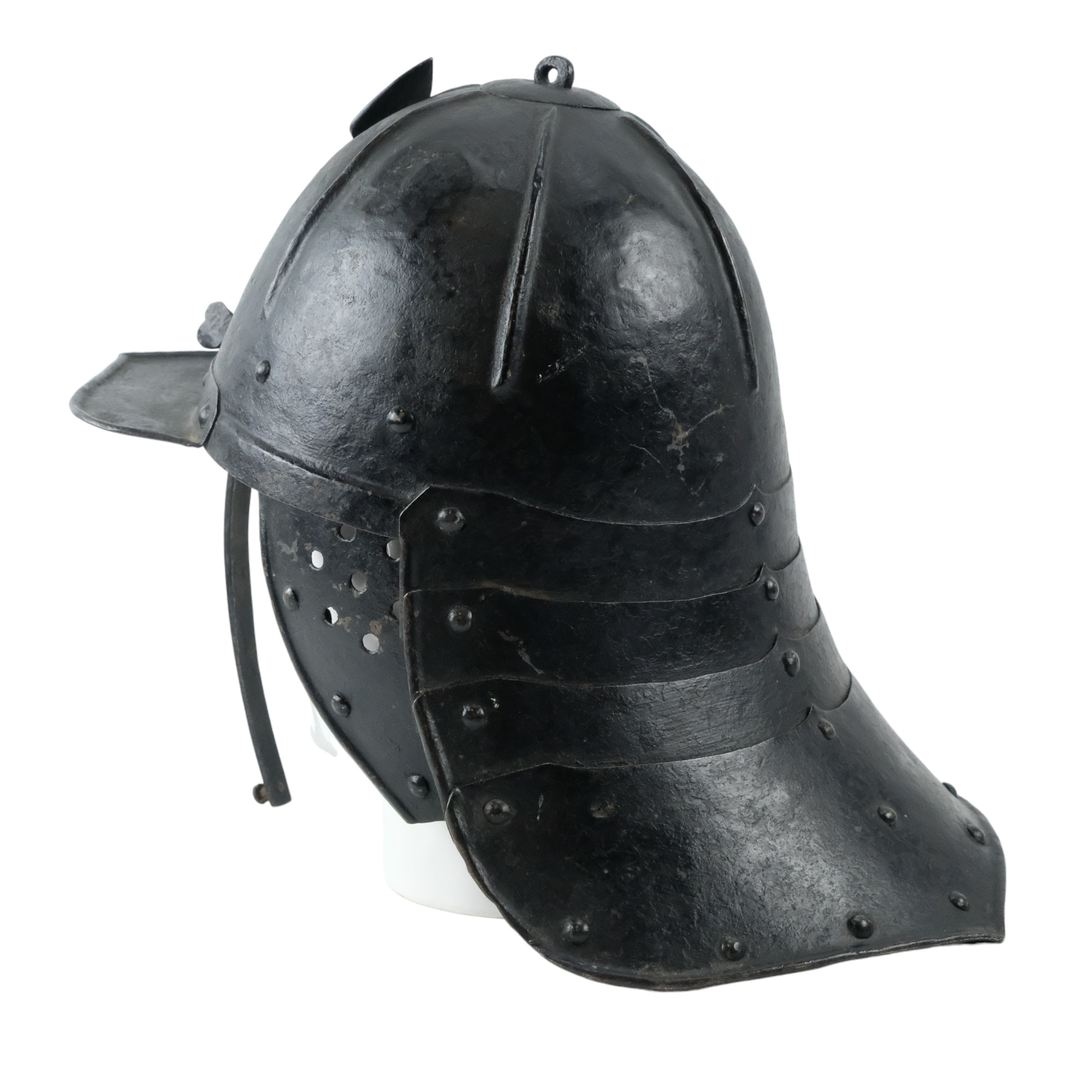 [ Armour ] An English Civil War harquebusier's helmet