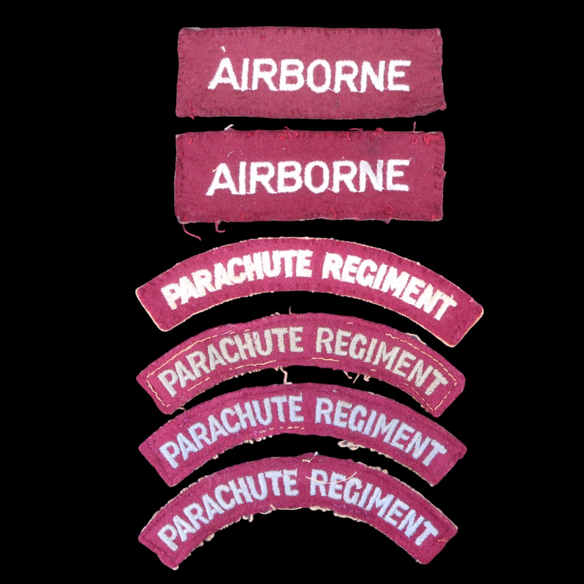 Parachute Regiment shoulder titles and Airborne strips