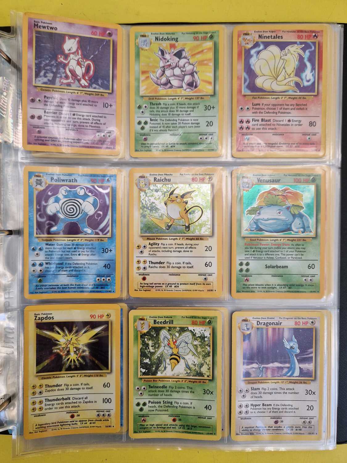 Pokémon - a Pokémon Trading Card Game folio containing a good ...