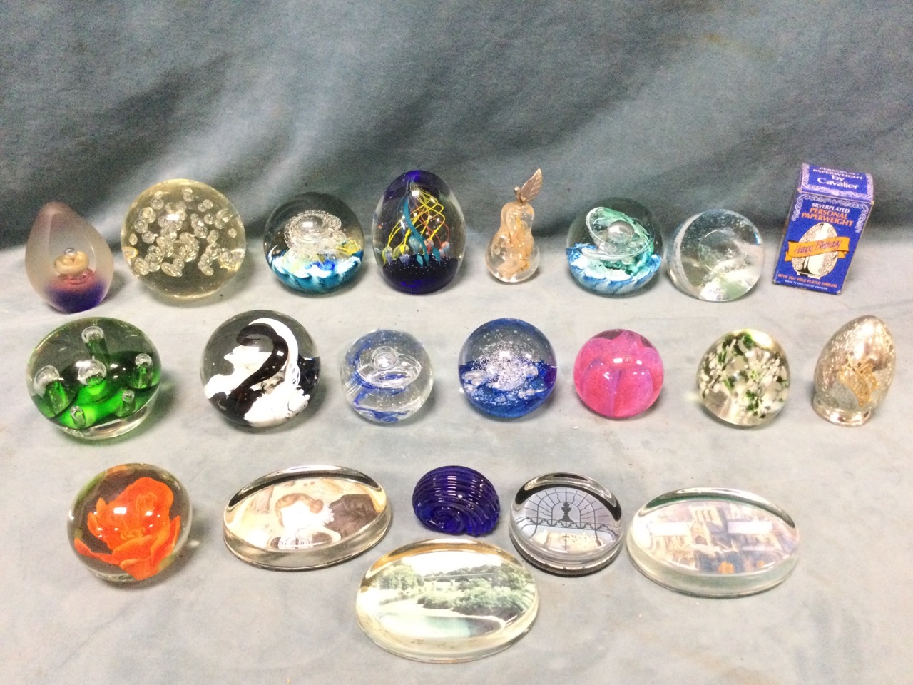 A collection of glass paperweights - Selkirk, floral, marbled, Allum ...