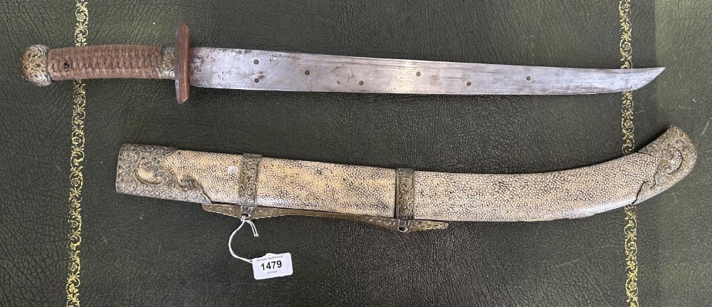 Chinese Qing dynasty Dao short sword, 19" blade with twin fullers and ...