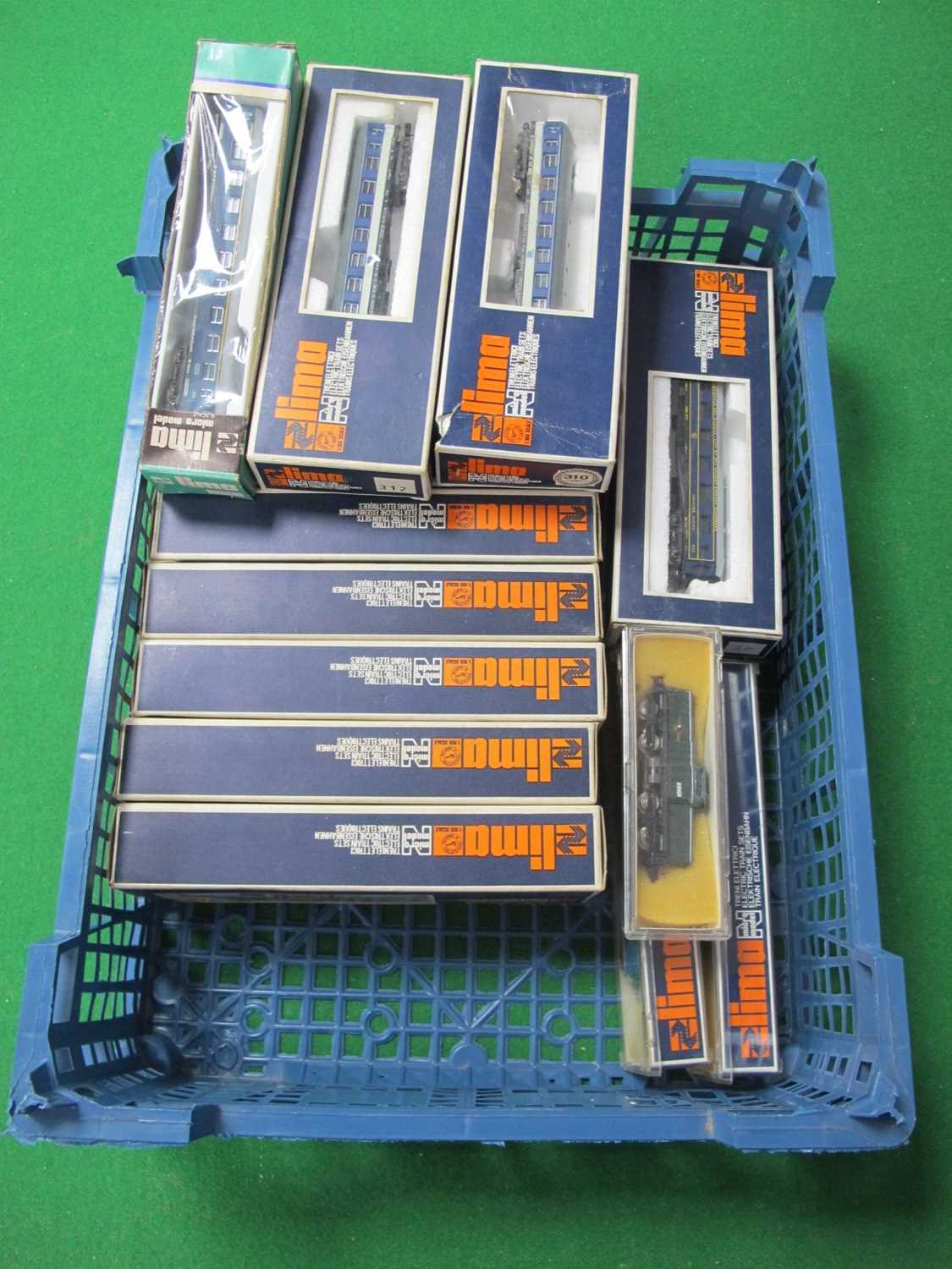 Three Lima 'N' Gauge Cased Continental Outline Locomotives, Class 341 ...