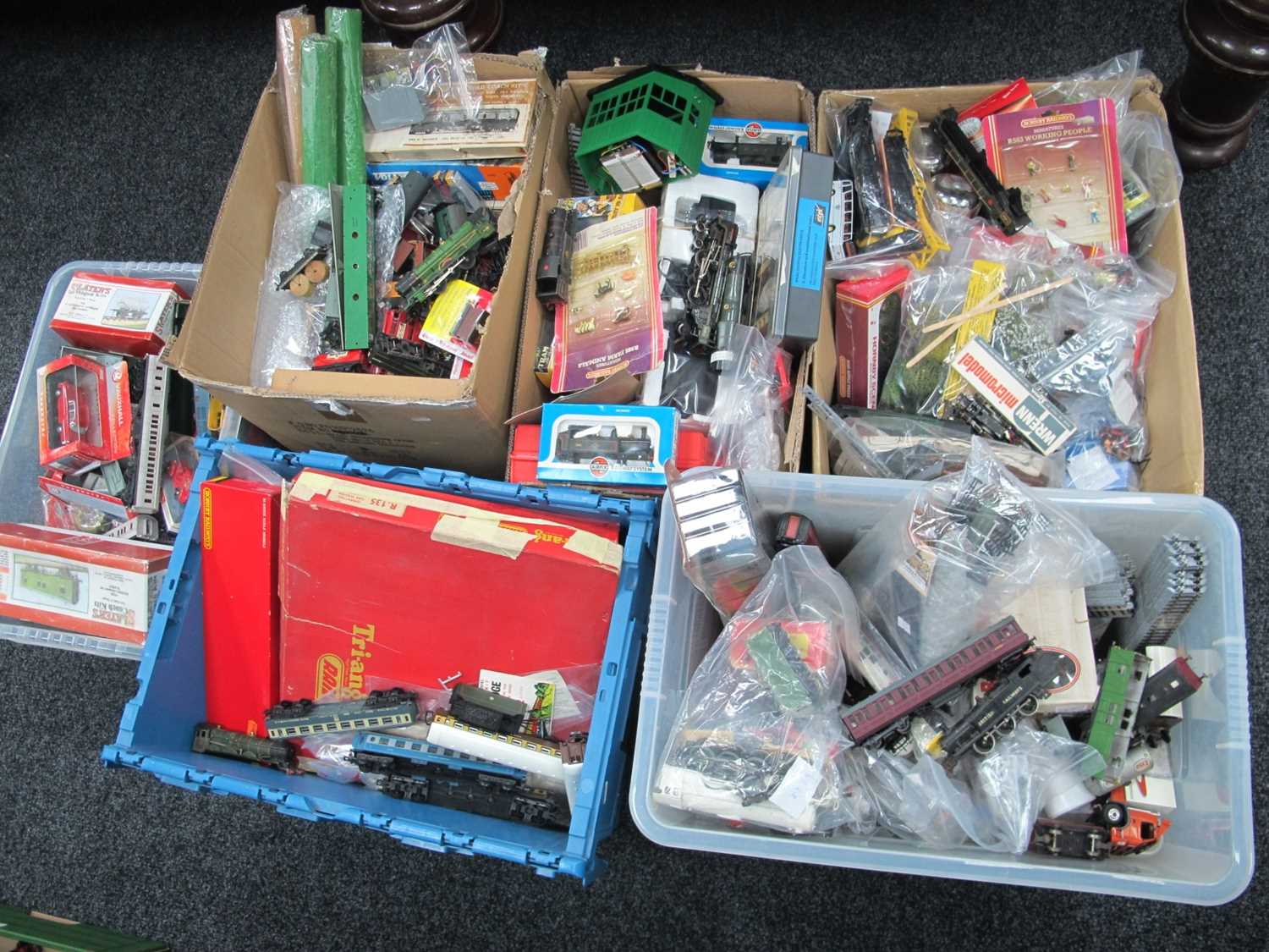 A Quantity of OO/HO Gauge Model Railway Worksop Items to include ...