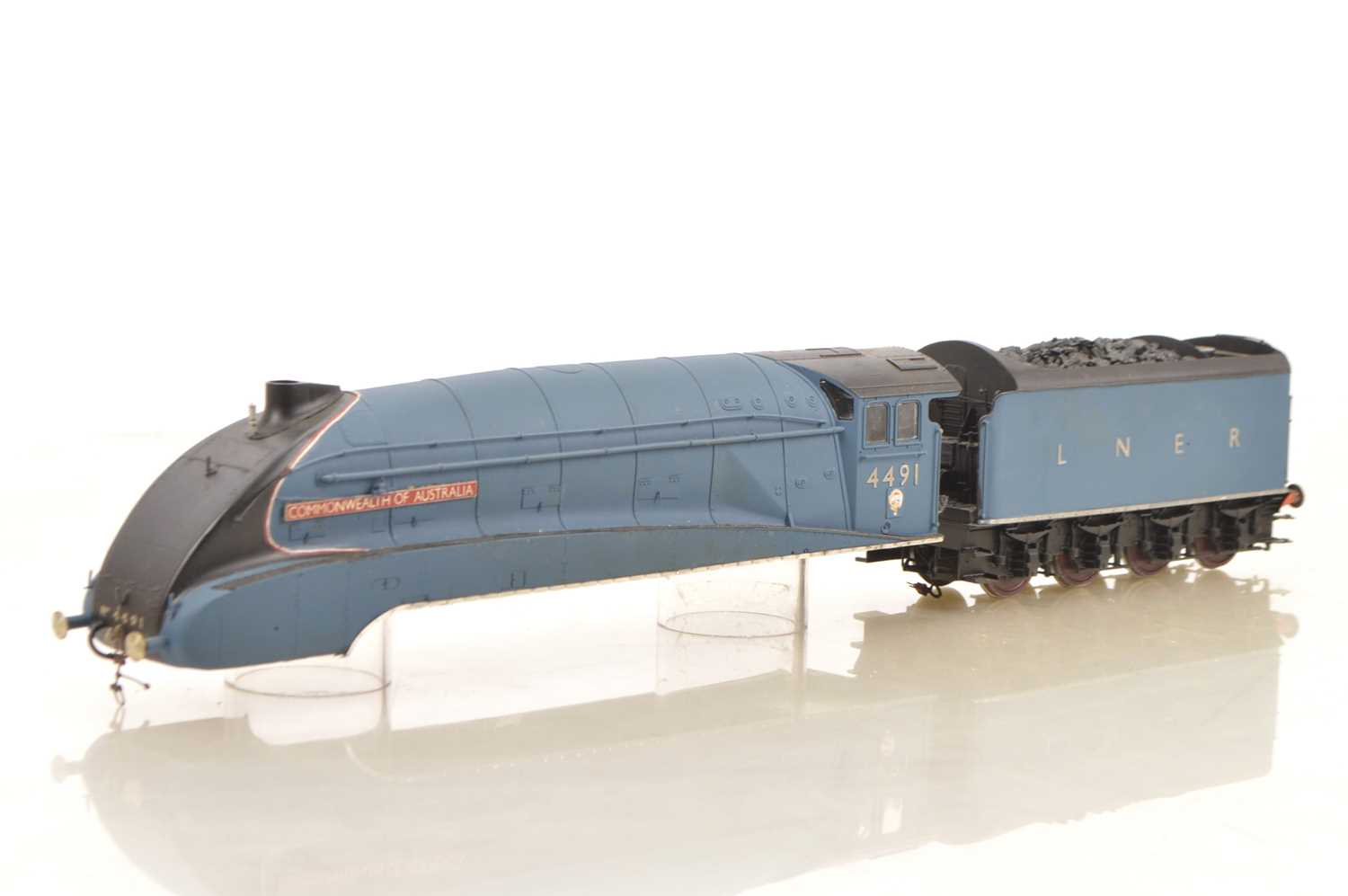 V White Metal and etched brass part Kit built 0 Gauge LNER A4 class ...