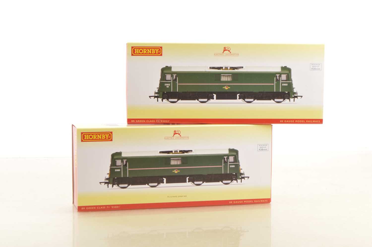 Pair of Hornby 00 Gauge boxed BR green Class 71 Electric Locomotives ...