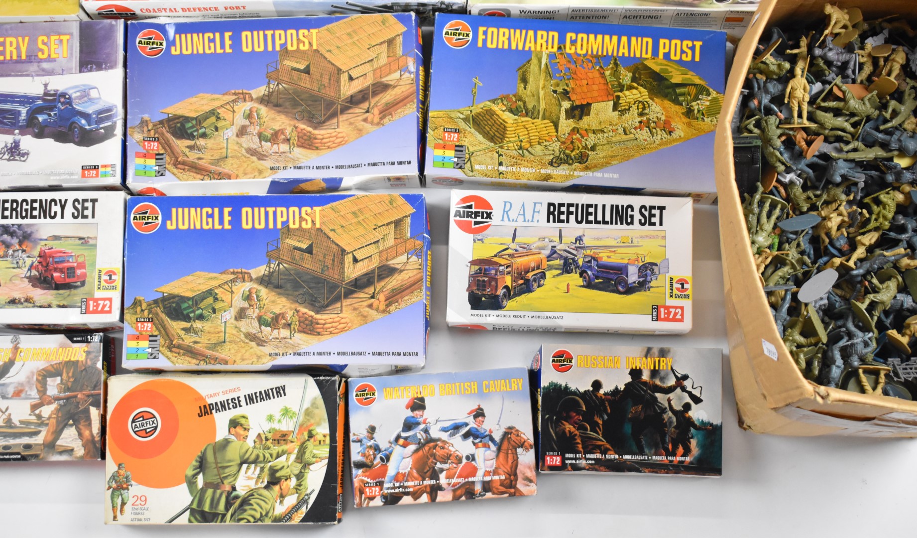 Fifteen Airfix 1:72 scale plastic model kits to include Jungle Outpost ...