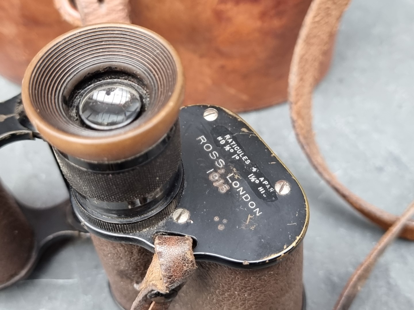 A pair WWI British military binoculars, by Ross, London, 'Prismatic No ...