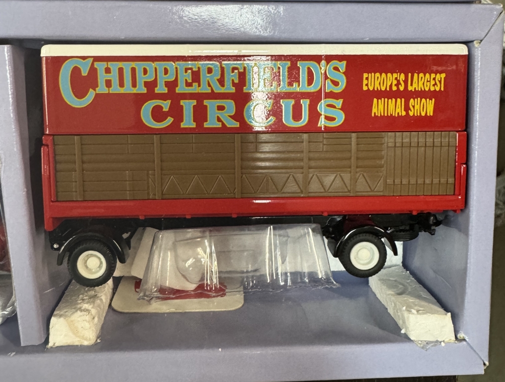 11 Corgi Classics Chipperfields Circus models