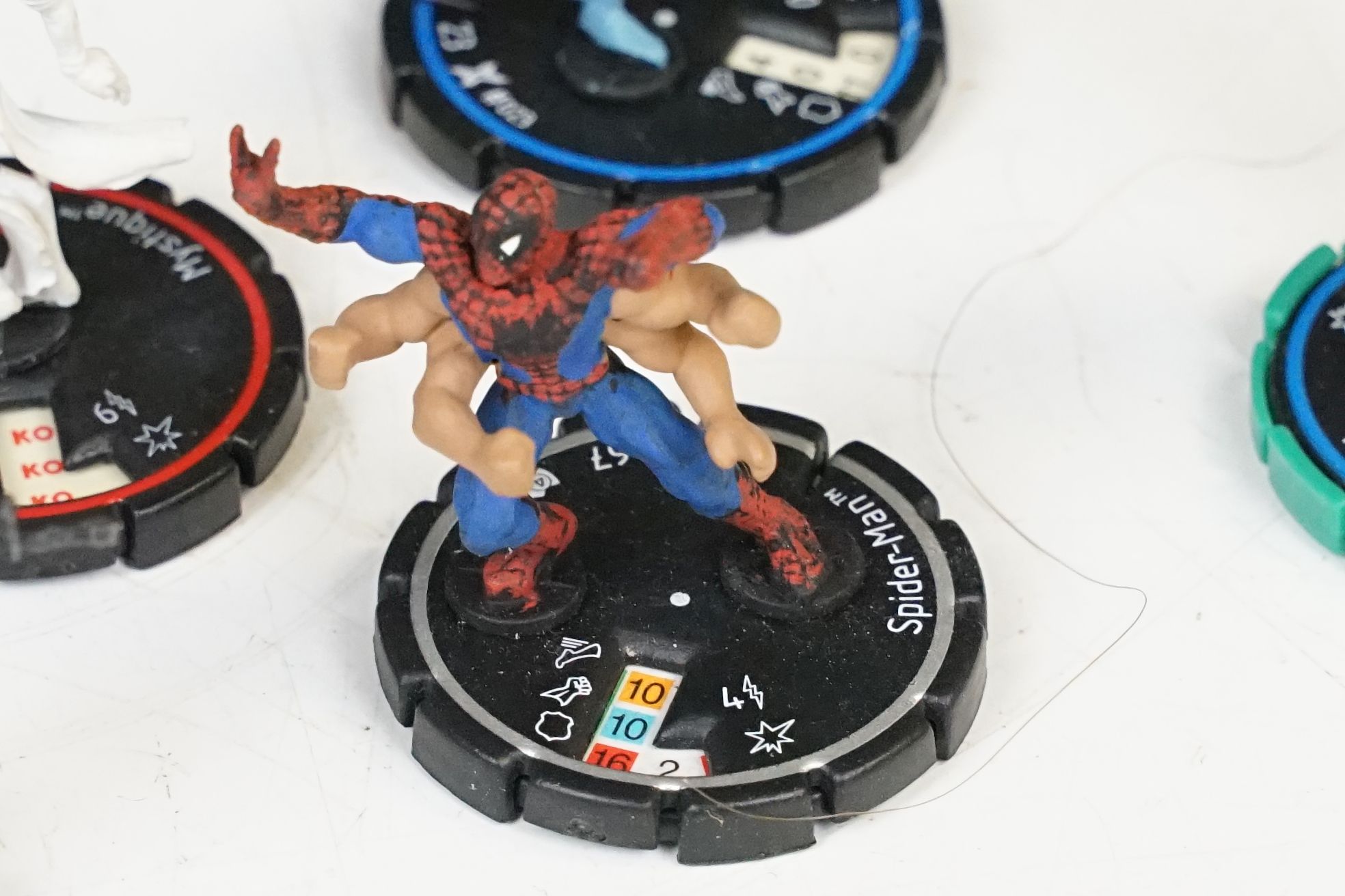 39 HeroClix figures to include Spiderman, Black Cat, Abbey Chase, Hand ...