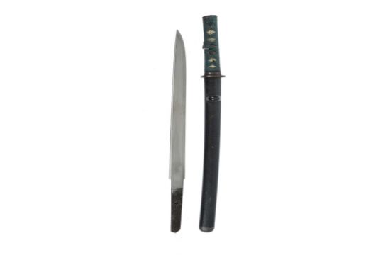 A Japanese armour piercing dagger (yoroi-doshi tanto), stout blade 12 ...