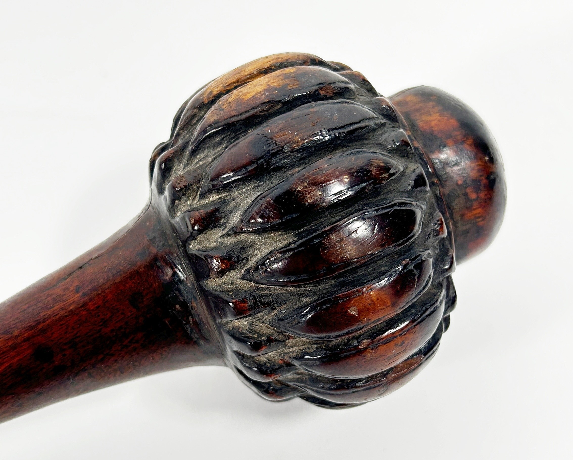 A 19th century Fijian Ula Drisia Burlwood Throwing Stick, 41cm long