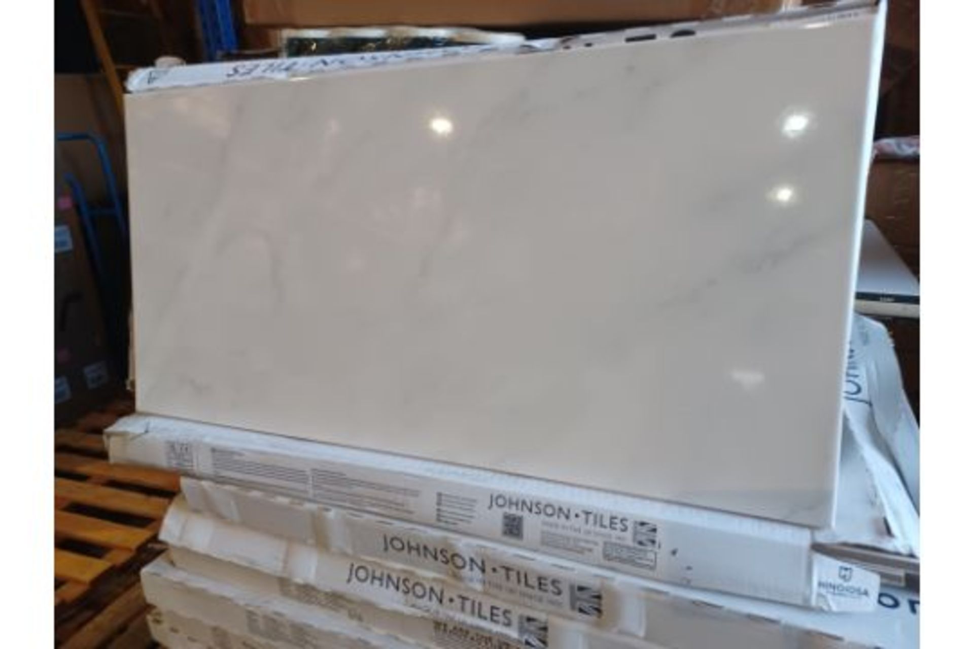 PALLET TO CONTAIN 40 X NEW PACKS OF Johnson Tiles Cabin Tawny 600x300mm ...