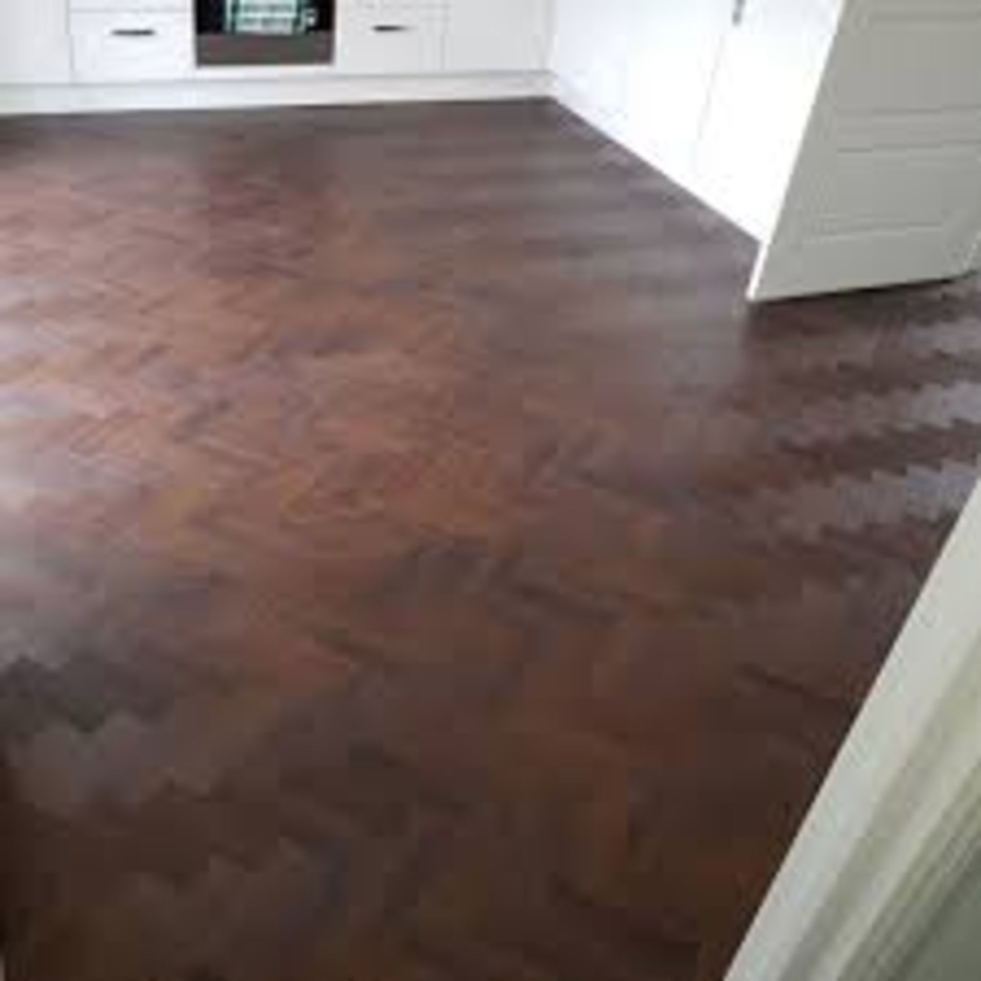 Pallet To Contain 88.5m2 Of Amtico Black Walnut Click Smart Wood Effect ...