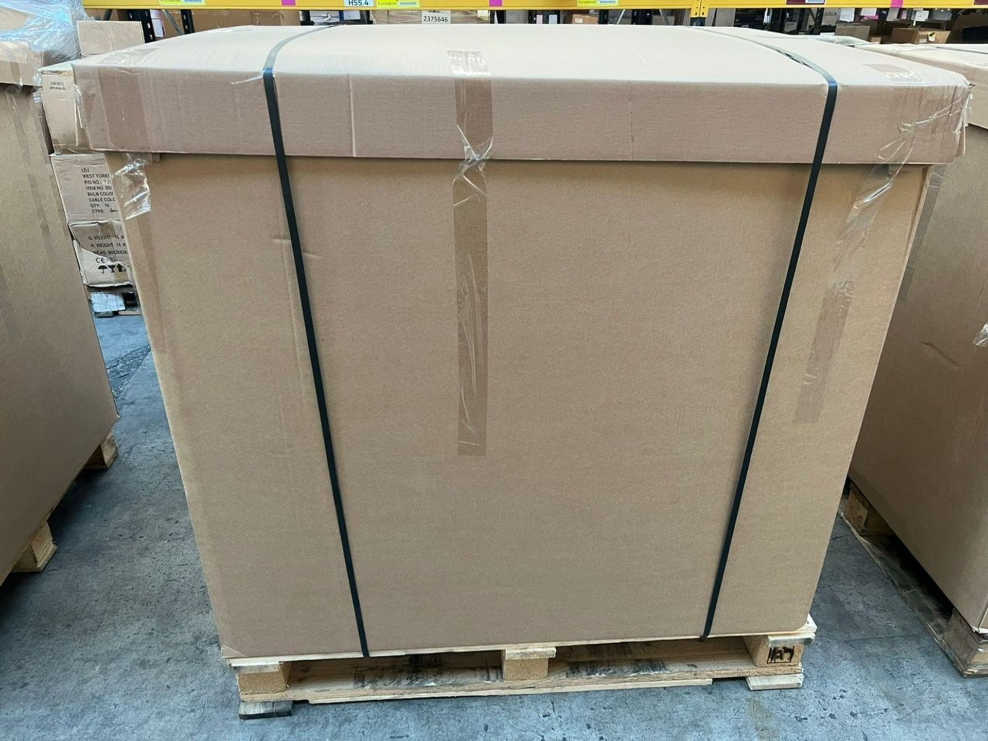 UNOPENED UNCHECKED PALLET OF NEW END OF LINE STOCK DIRECT FROM A MAJOR ...