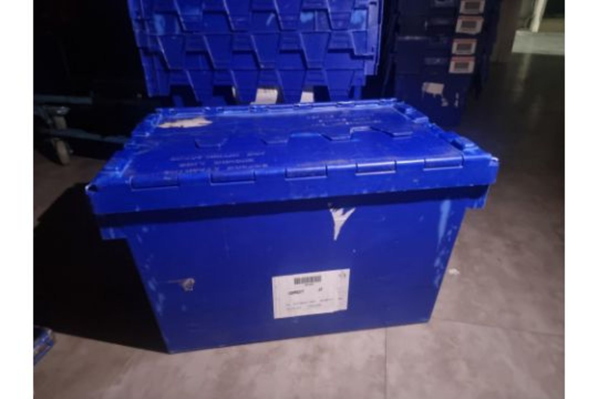 100 X COMMERCIAL STACKER BOXES (TOTE BOXES) STACKABLE FOR STORAGE. SIZE ...