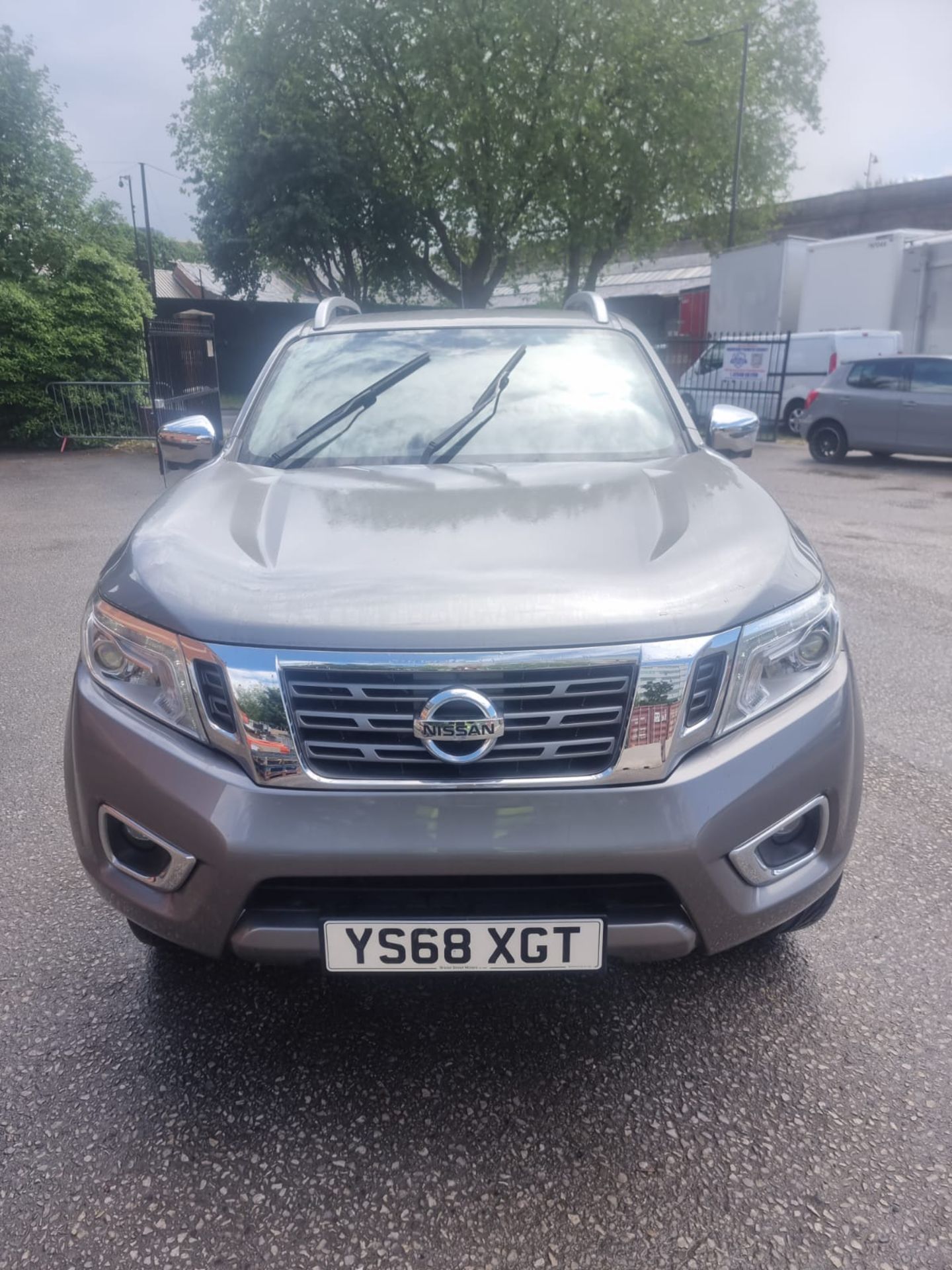 YS68XGT NISSAN NAVARA DIESEL - Double Cab Pick Up Tekna 2.3dCi 190 4WD ...