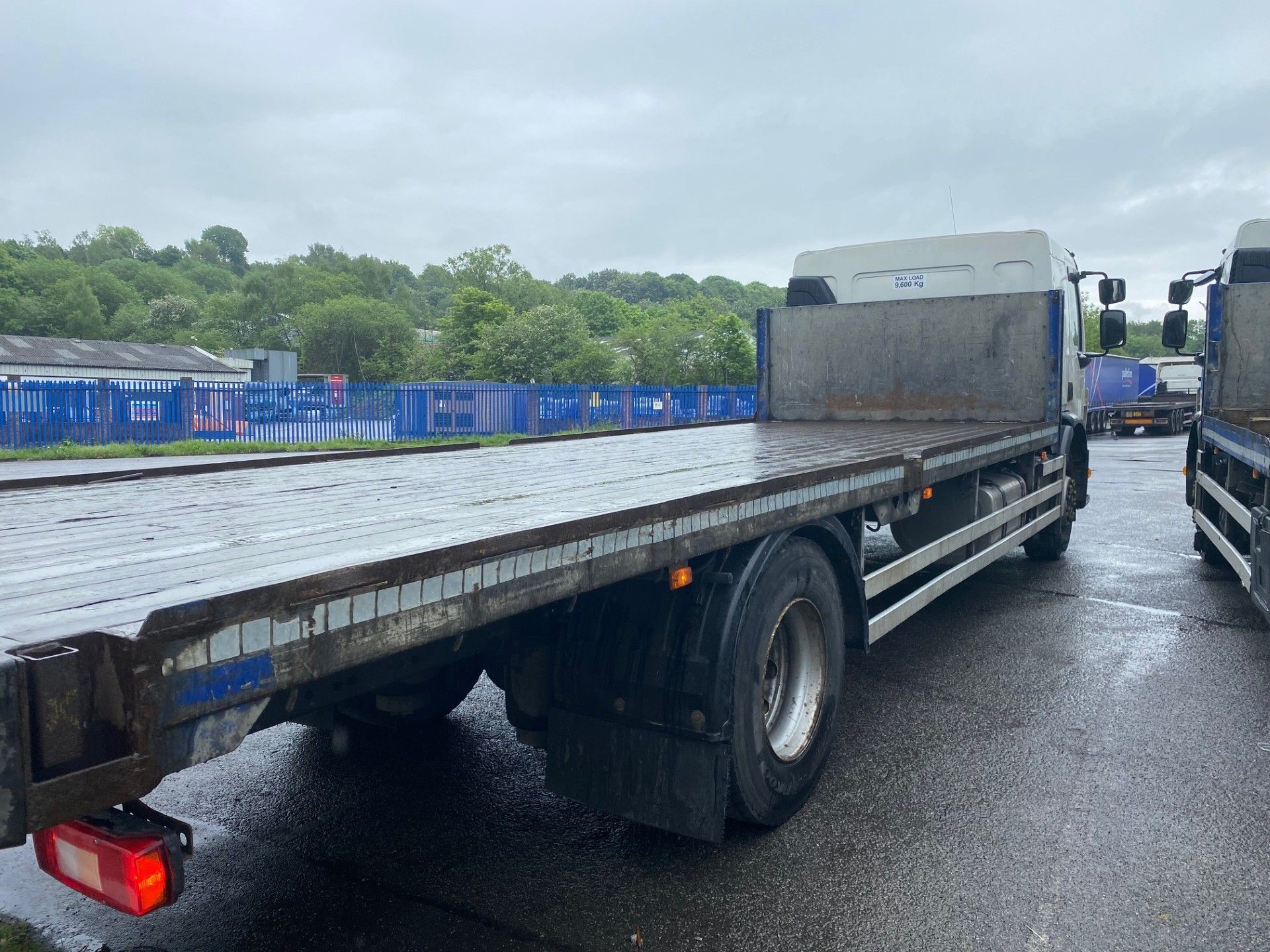 2015 YN15 ZWT Volvo FE FE250 Sleeper Cab 7.7. Automatic, Flatbed ...