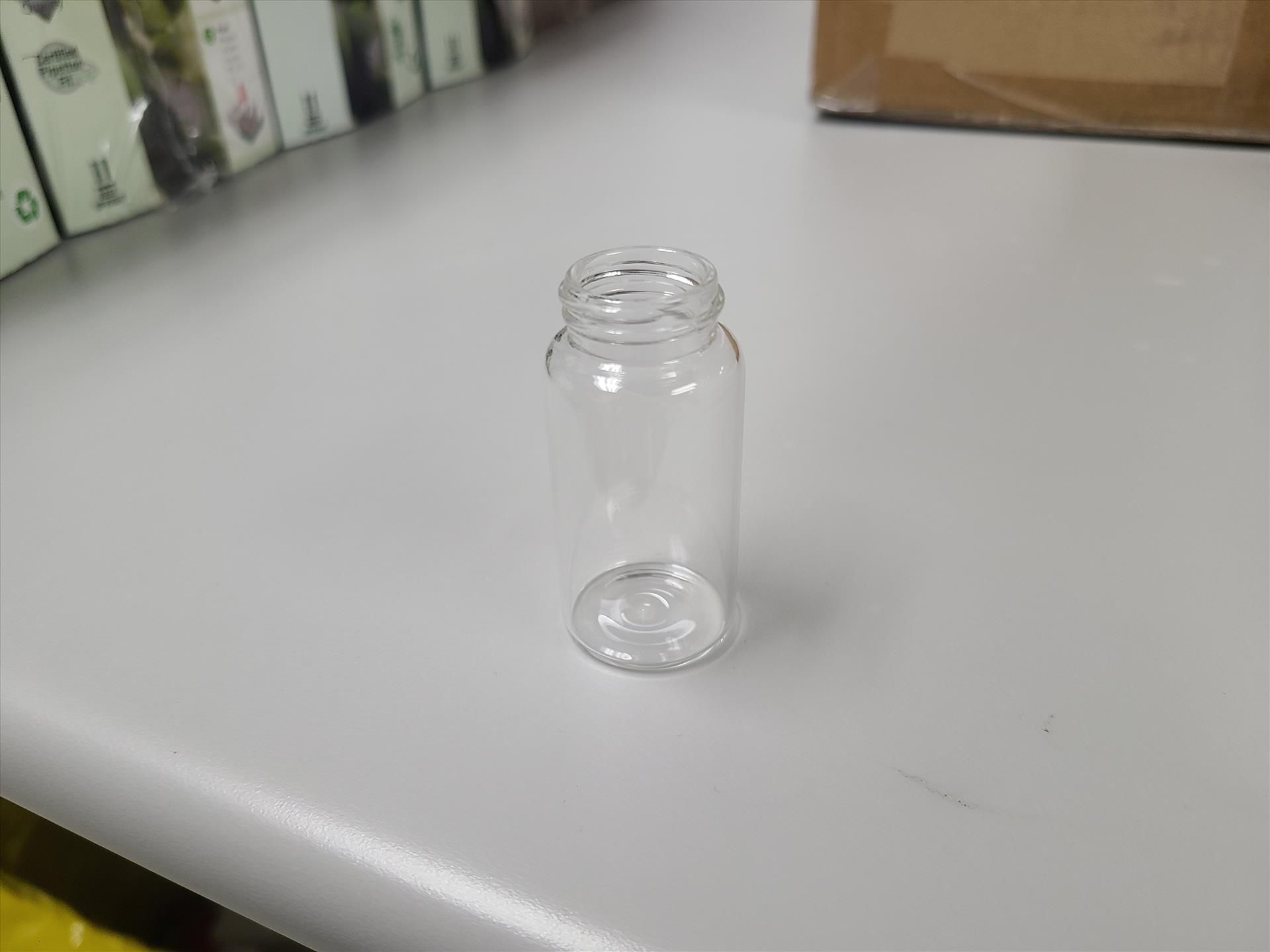 VWR Scintillation Vials, 20 ml , w/Unattached Polypropylene Cap and ...