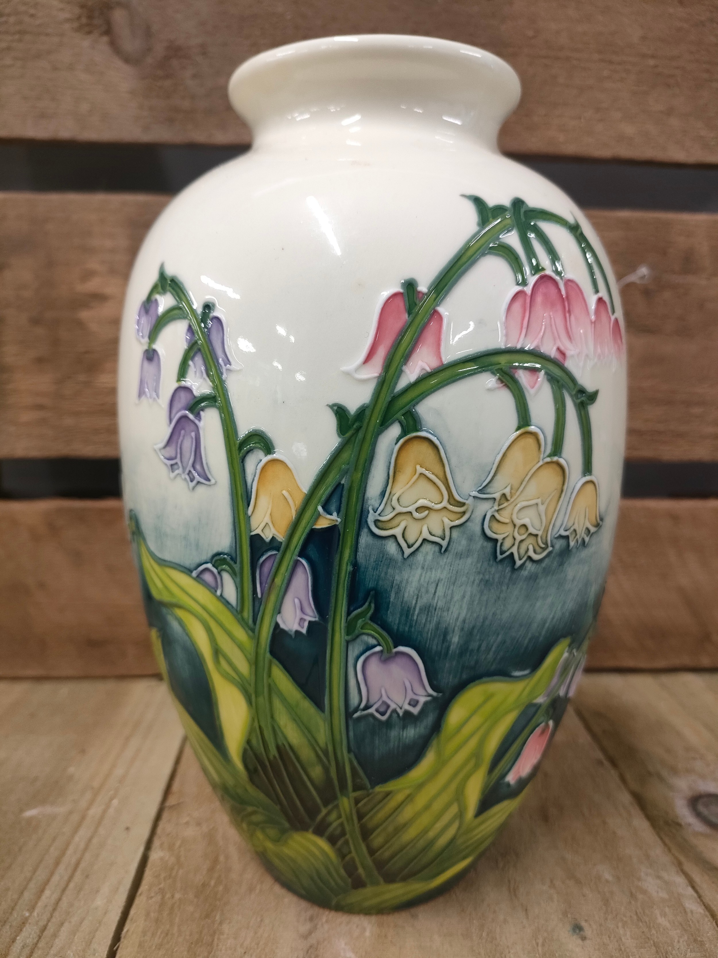 Old tupton ware tulip design vase [20x12cm]