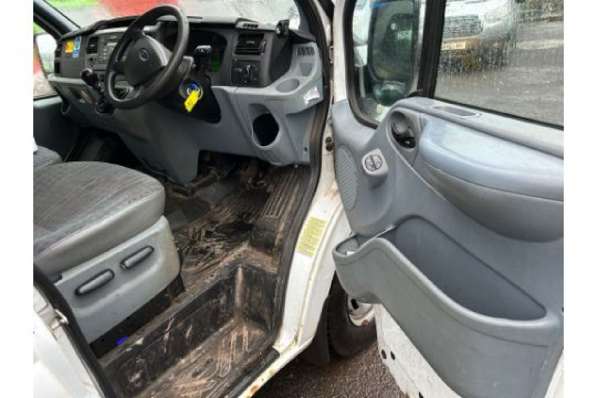 FORD TRANSIT T350 100 BHP MESS UNIT WELFARE UNIT YEAR 2013 REG YS62 YXB ...