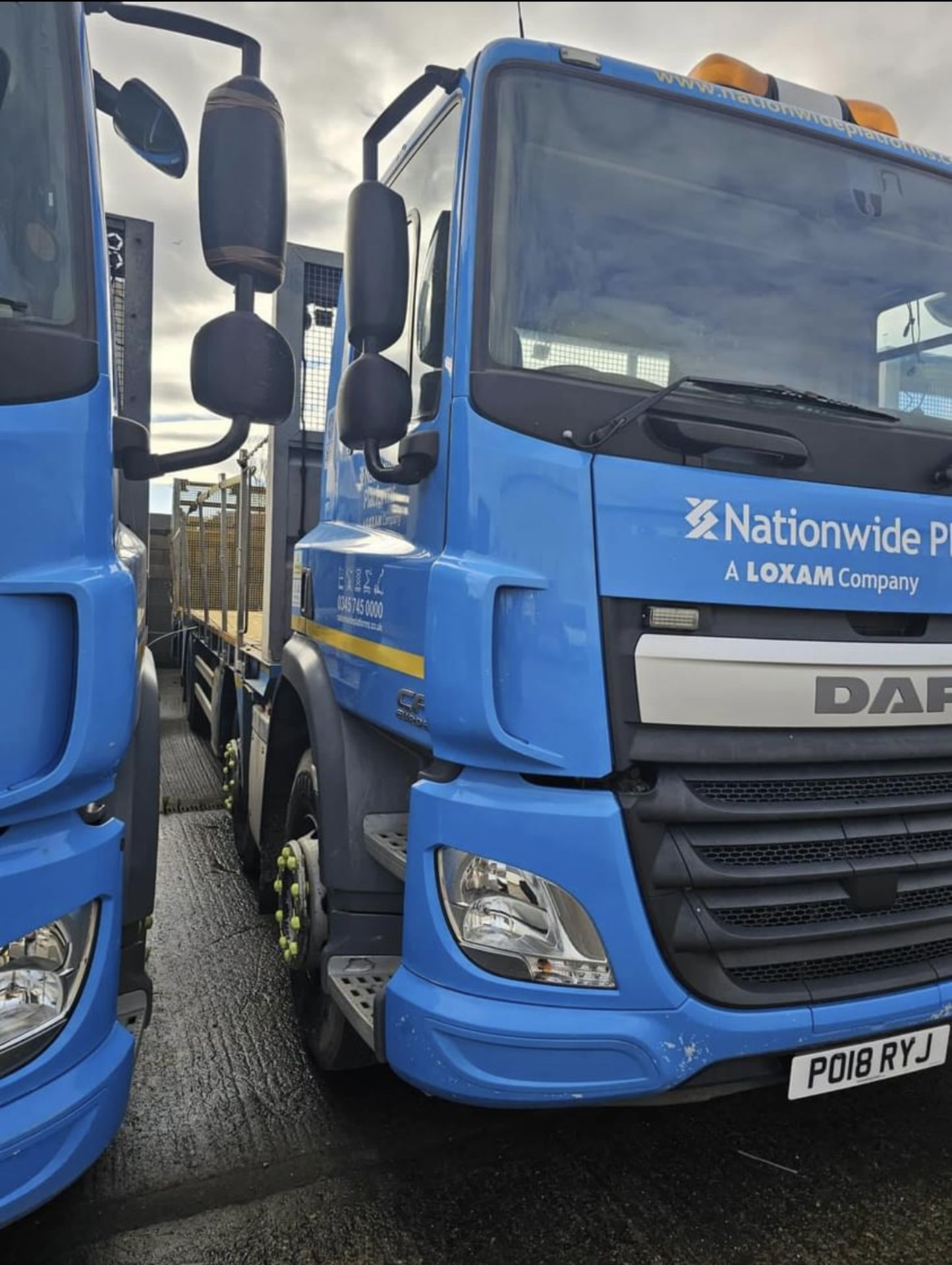 2018 4x8 DAF BEAVERTAIL PLATFORM TRUCK ALL WARRANTED MILEAGE HYDRAULIC ...