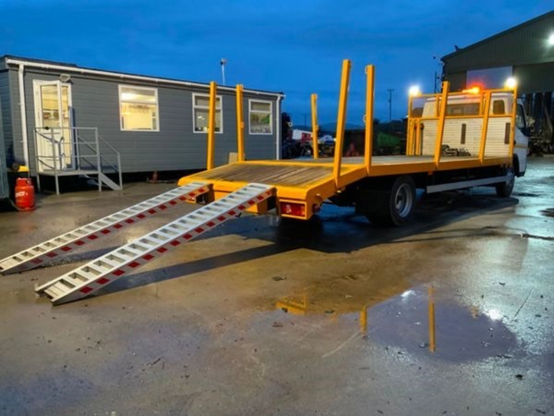 2013 MITSUBISHI CANTER FUSO 7C15 TWIN WHEEL RECOVERY TRUCK CLEAN AND ...