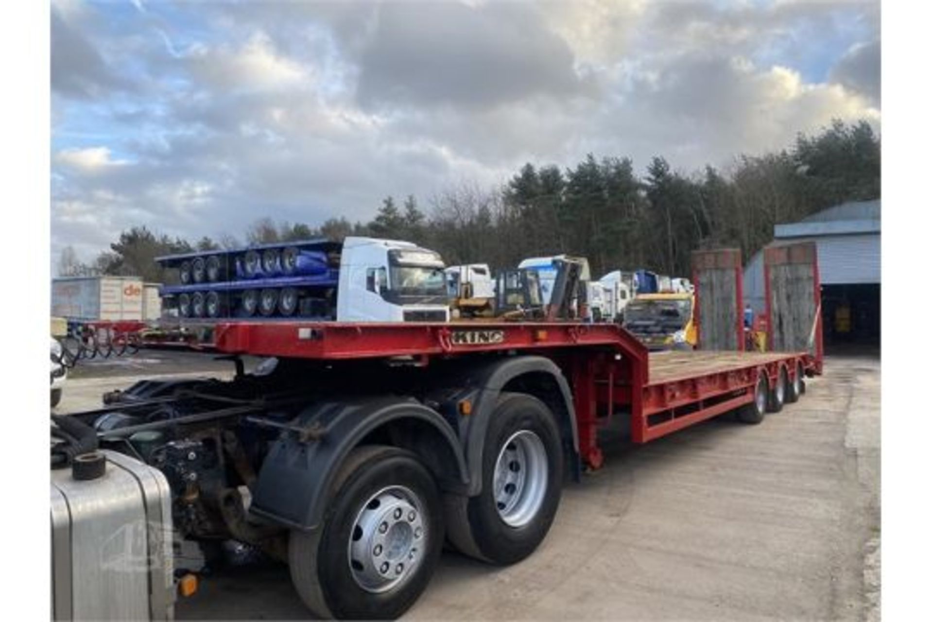 2002 KING LOW LOADER Low Loader Trailers LOADING AND DELIVERY AVAILBLE