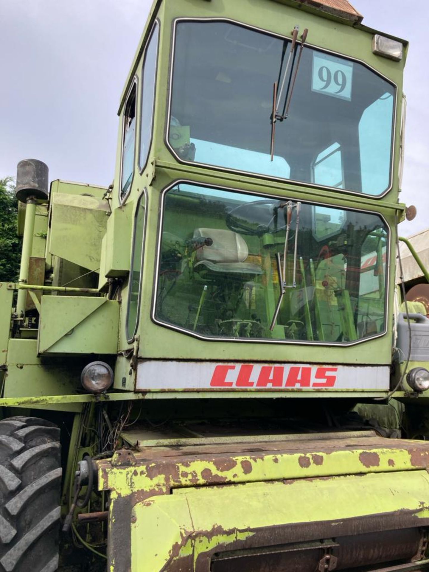 VC00017 Information from the seller: CLAAS DOMINATOR 85 COMBINE ...