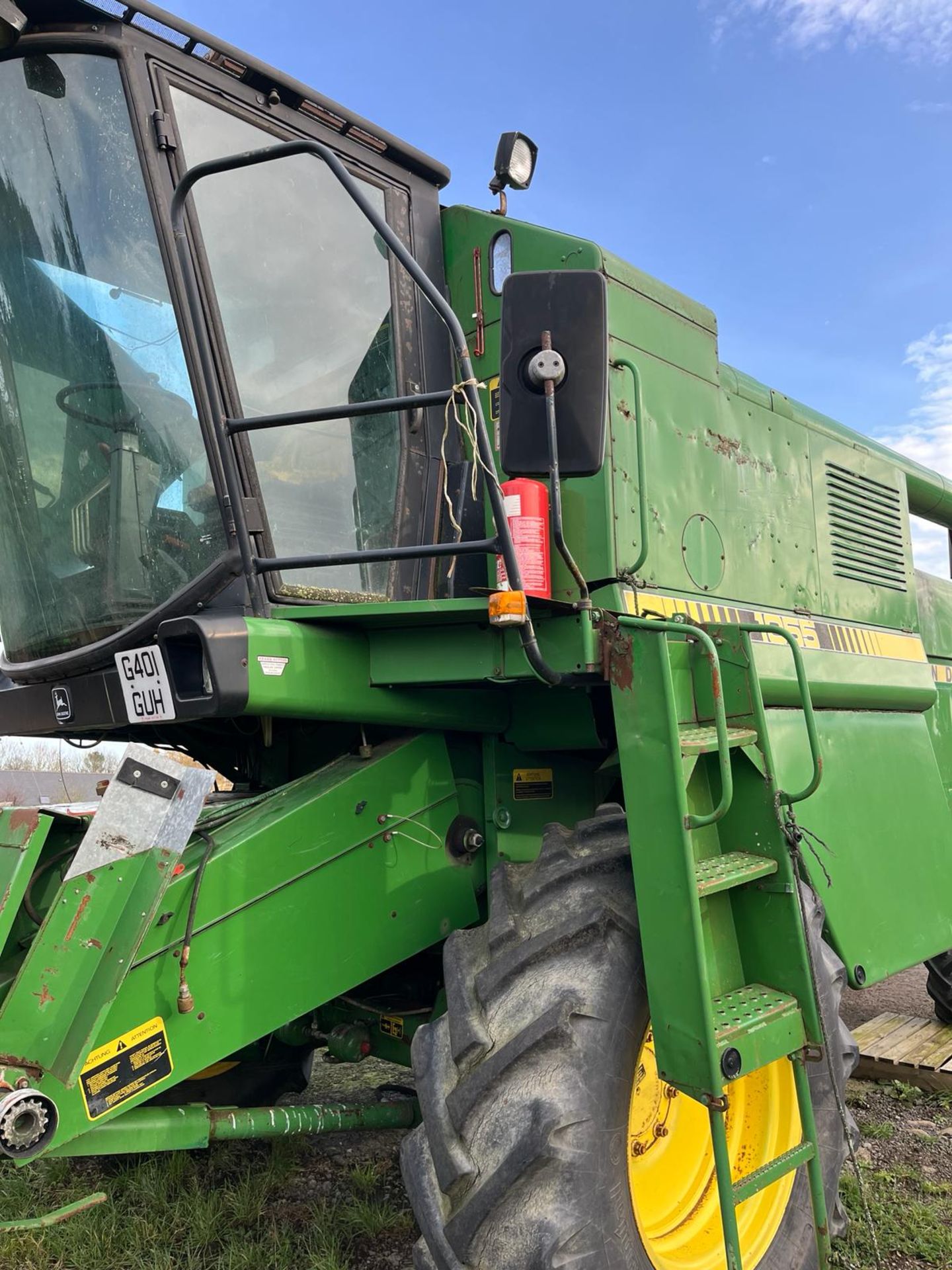 VC00017 Information from the seller: 1990 JOHN DEERE 1055 14FT HEADER ...