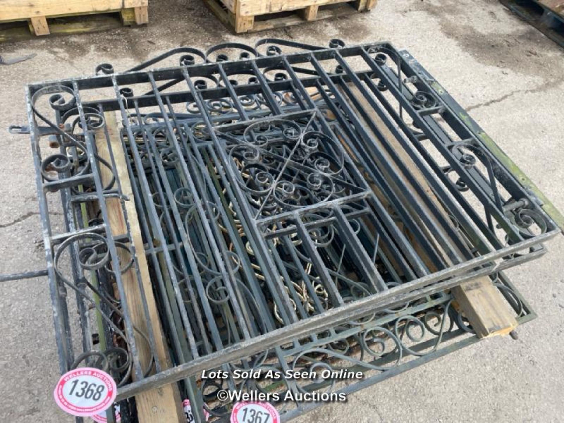 *A PAIR OF WROUGHT IRON GATES, 102CM (H) X 125CM (W) EACH