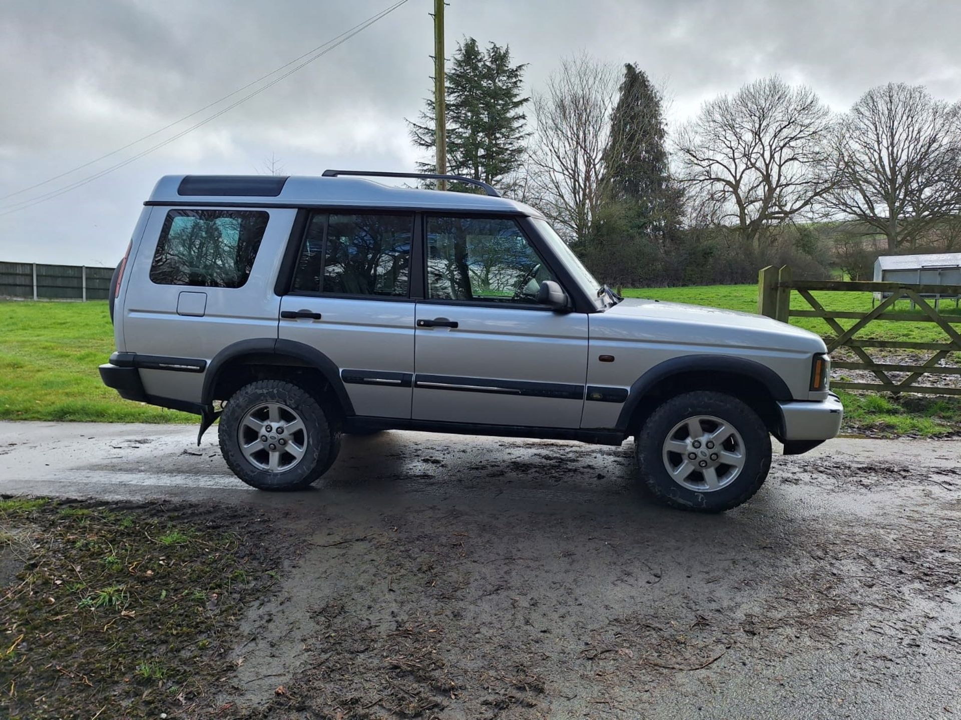 2003 LANDROVER DISCOVERY TD5 GS. 7 SEATS. MOT UNTIL13/9/24. LOW MILAGE ...