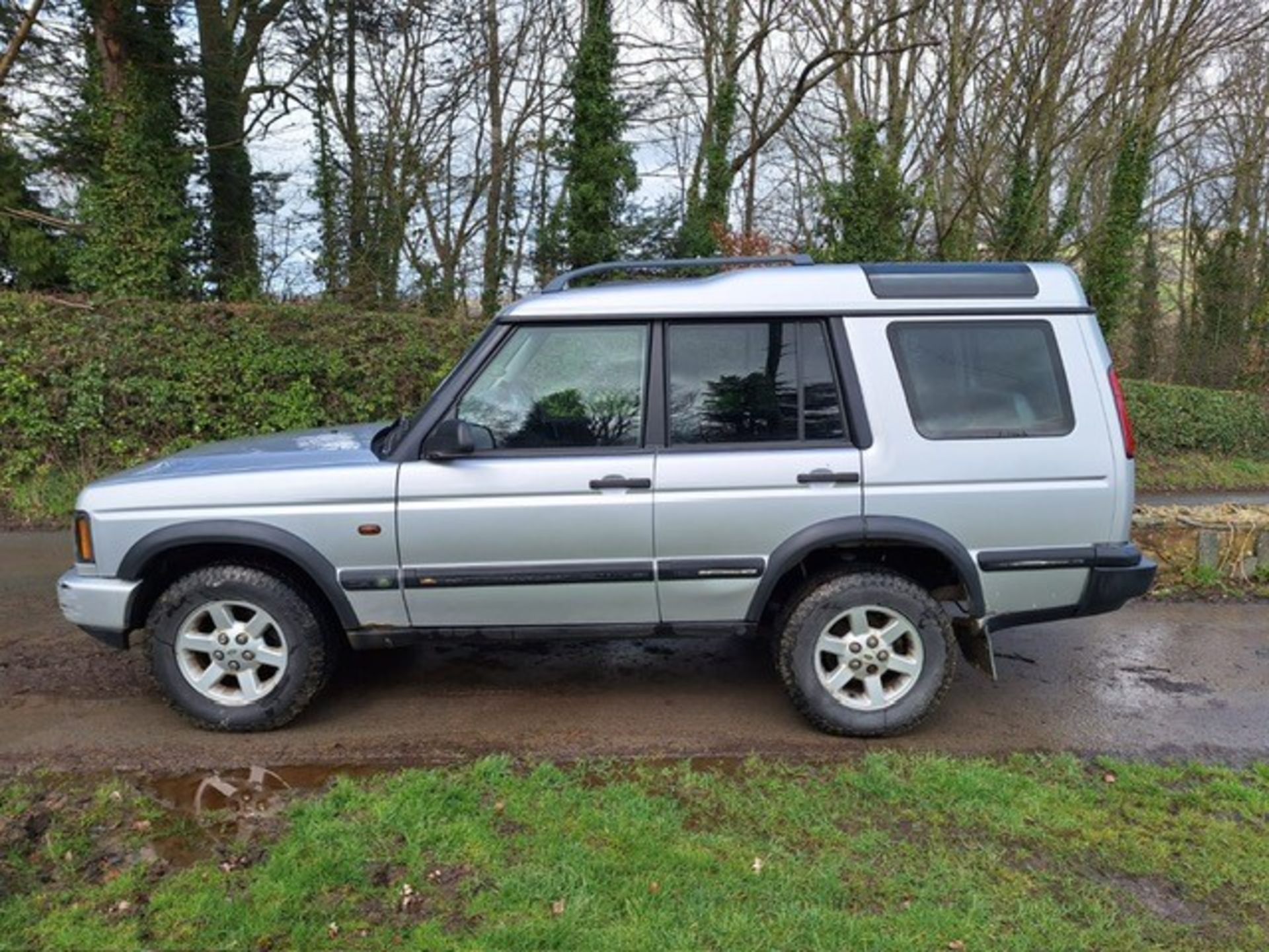 2003 LANDROVER DISCOVERY TD5 GS. 7 SEATS. MOT UNTIL13/9/24. LOW MILAGE ...
