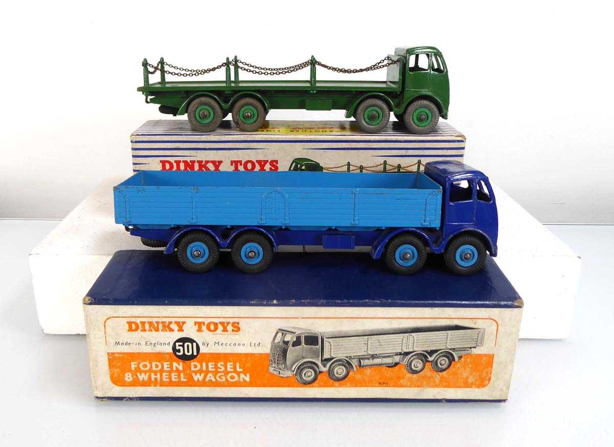 Two Dinky commercial models: 501 Foden diesel 8 wheel wagon and 905 ...