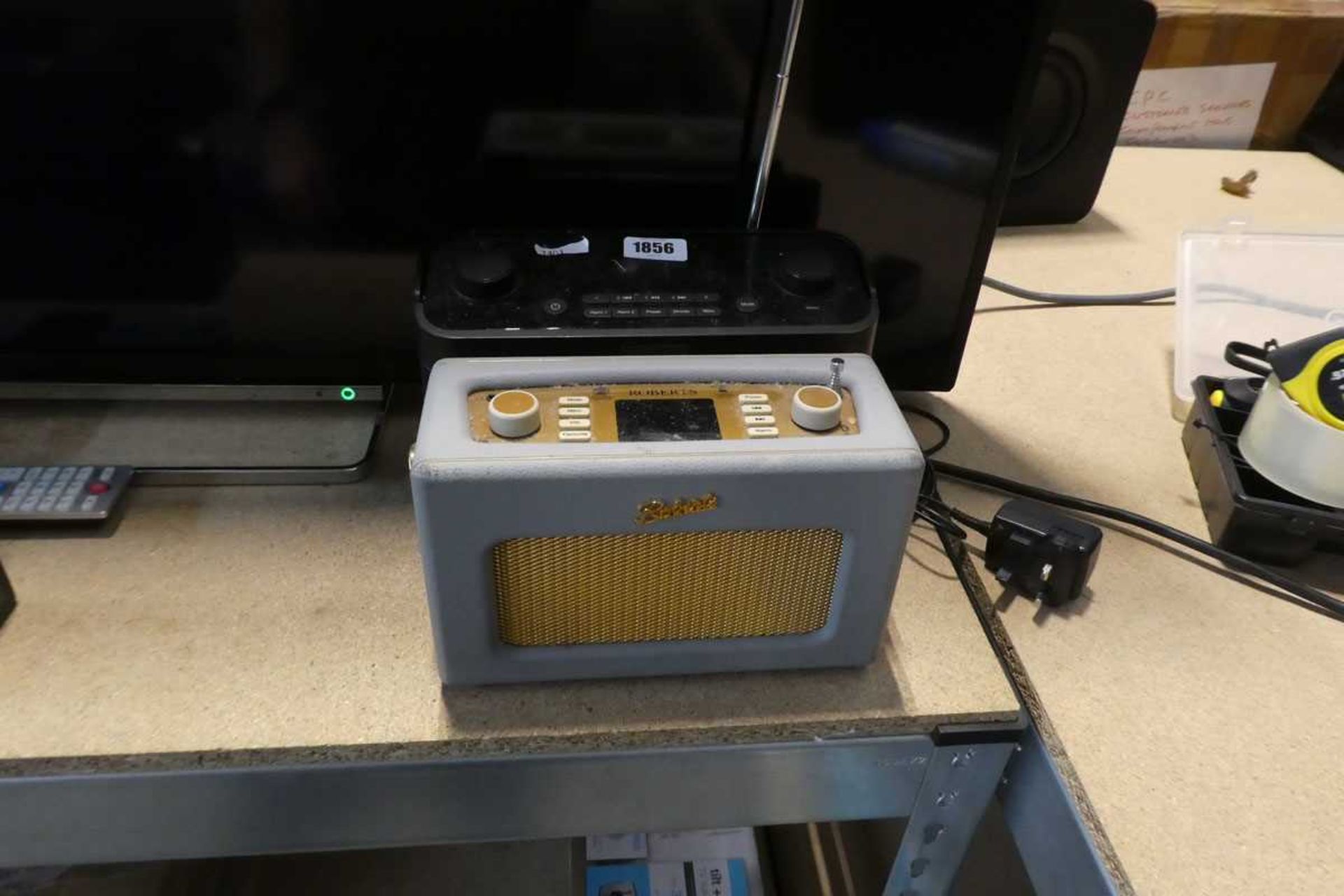 2 Roberts radios