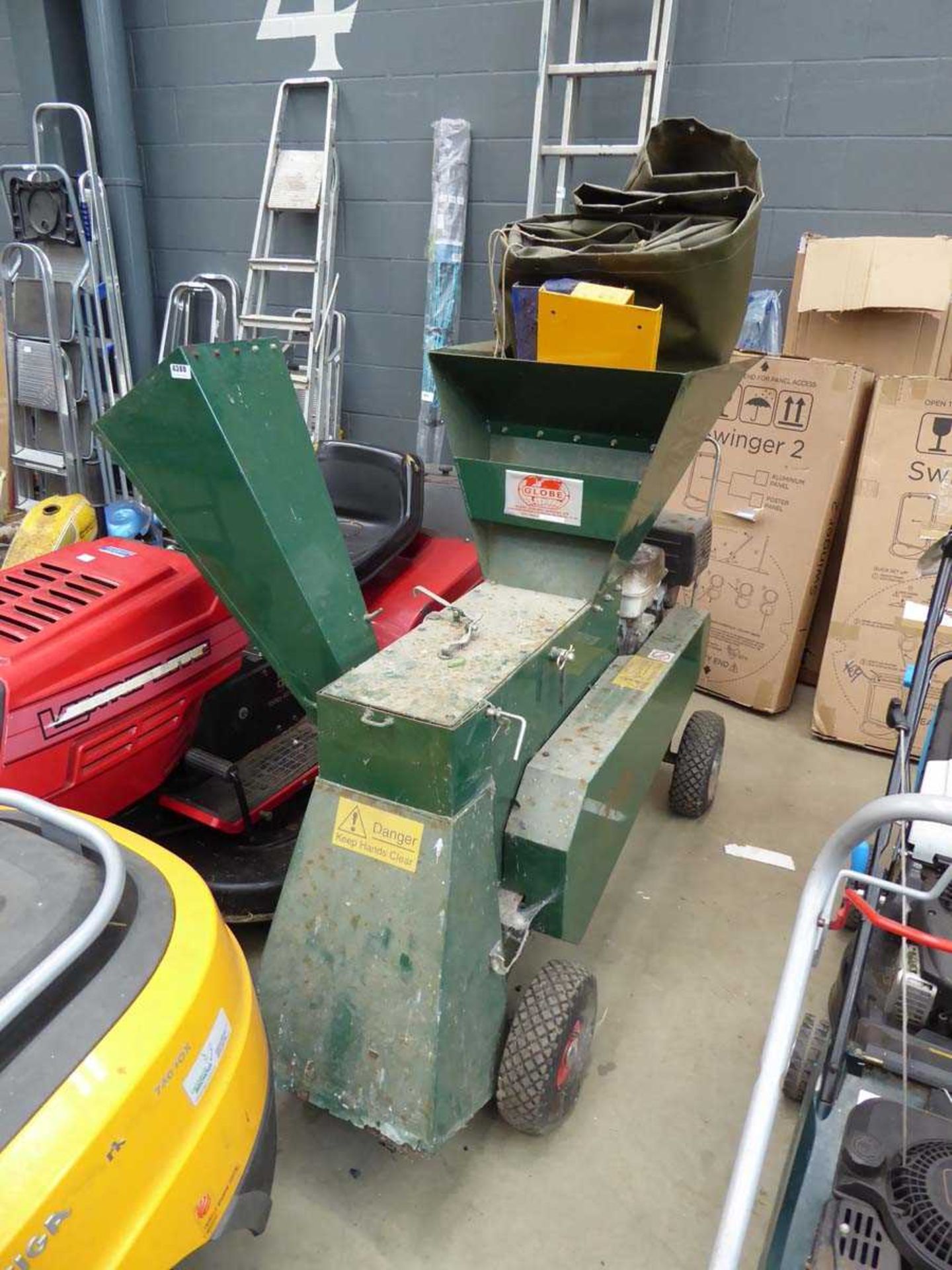 Gardenmaster shredder with Honda 9HP engine