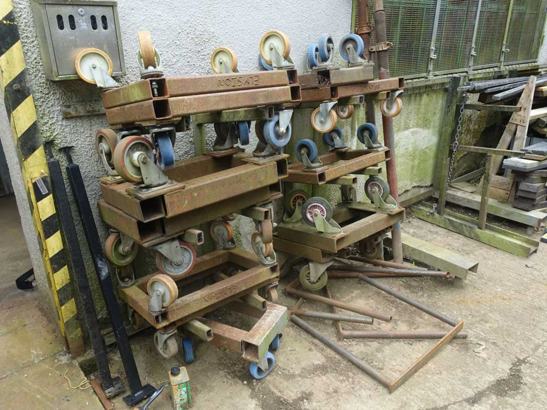 +VAT Heavy duty mobile trolley holding a number of adjustable band ...