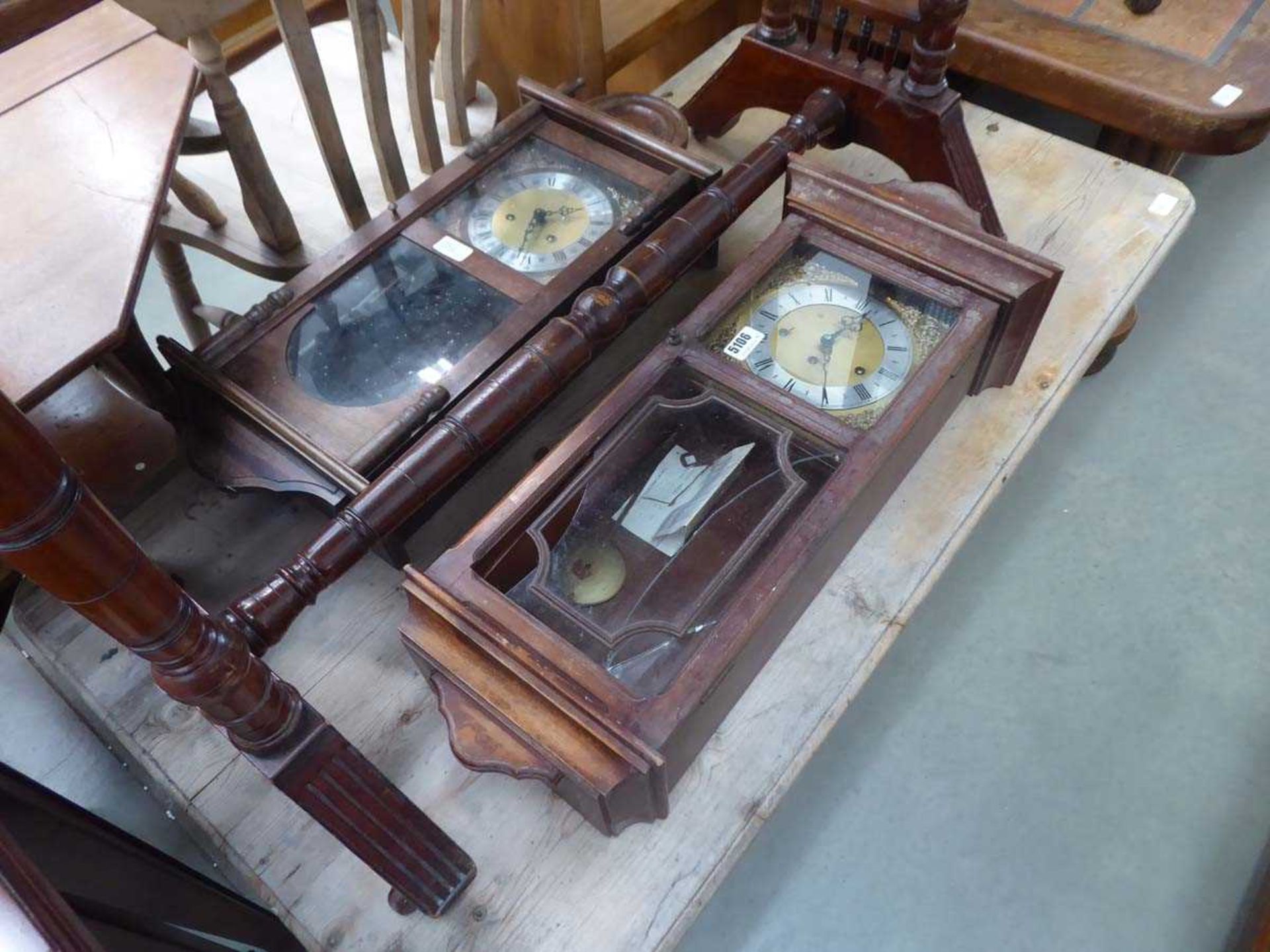 2 wall clocks