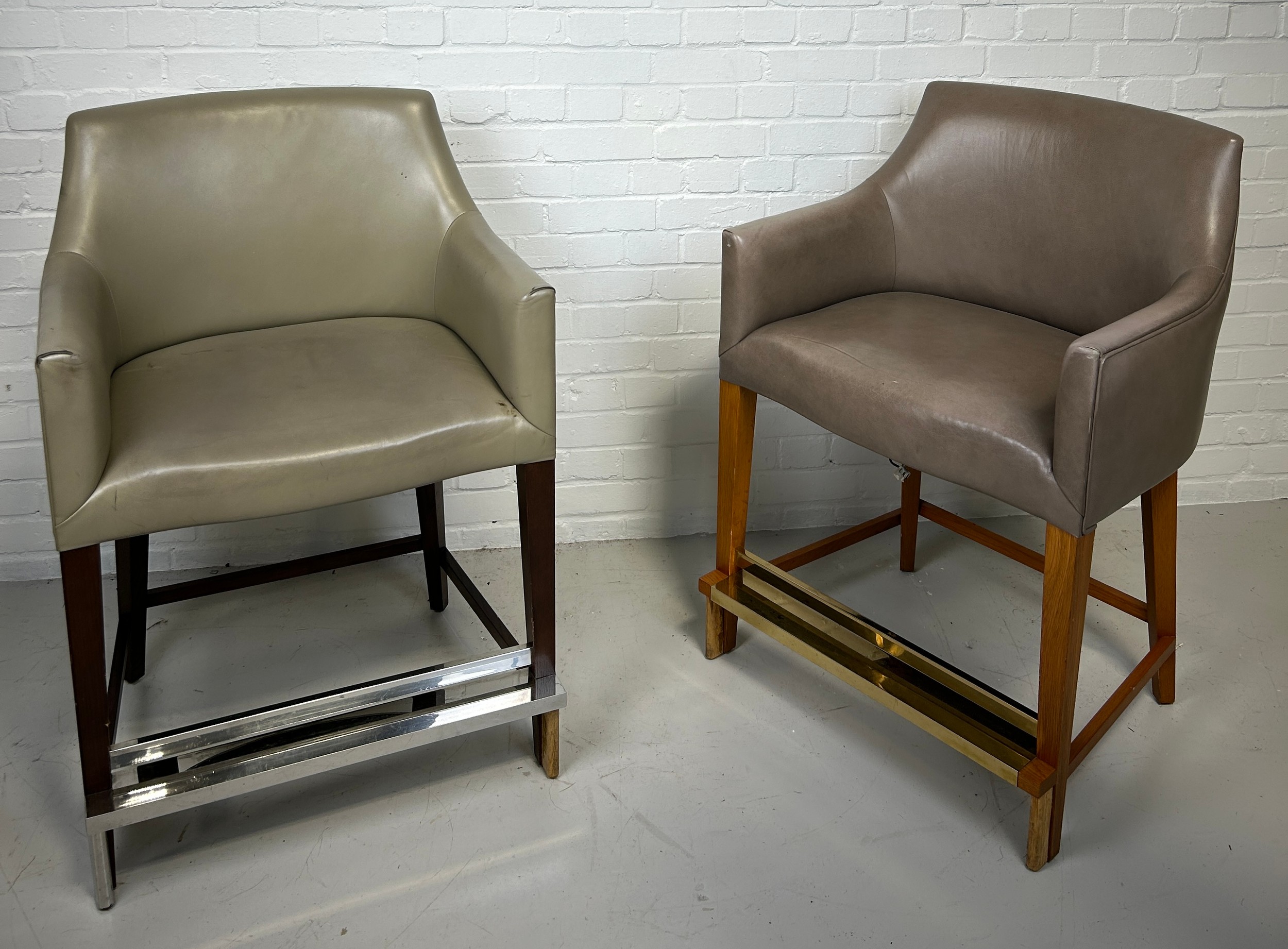 A PAIR OF BAR STOOLS UPHOLSTERED IN GREY AND BROWN LEATHER, 100cm x ...