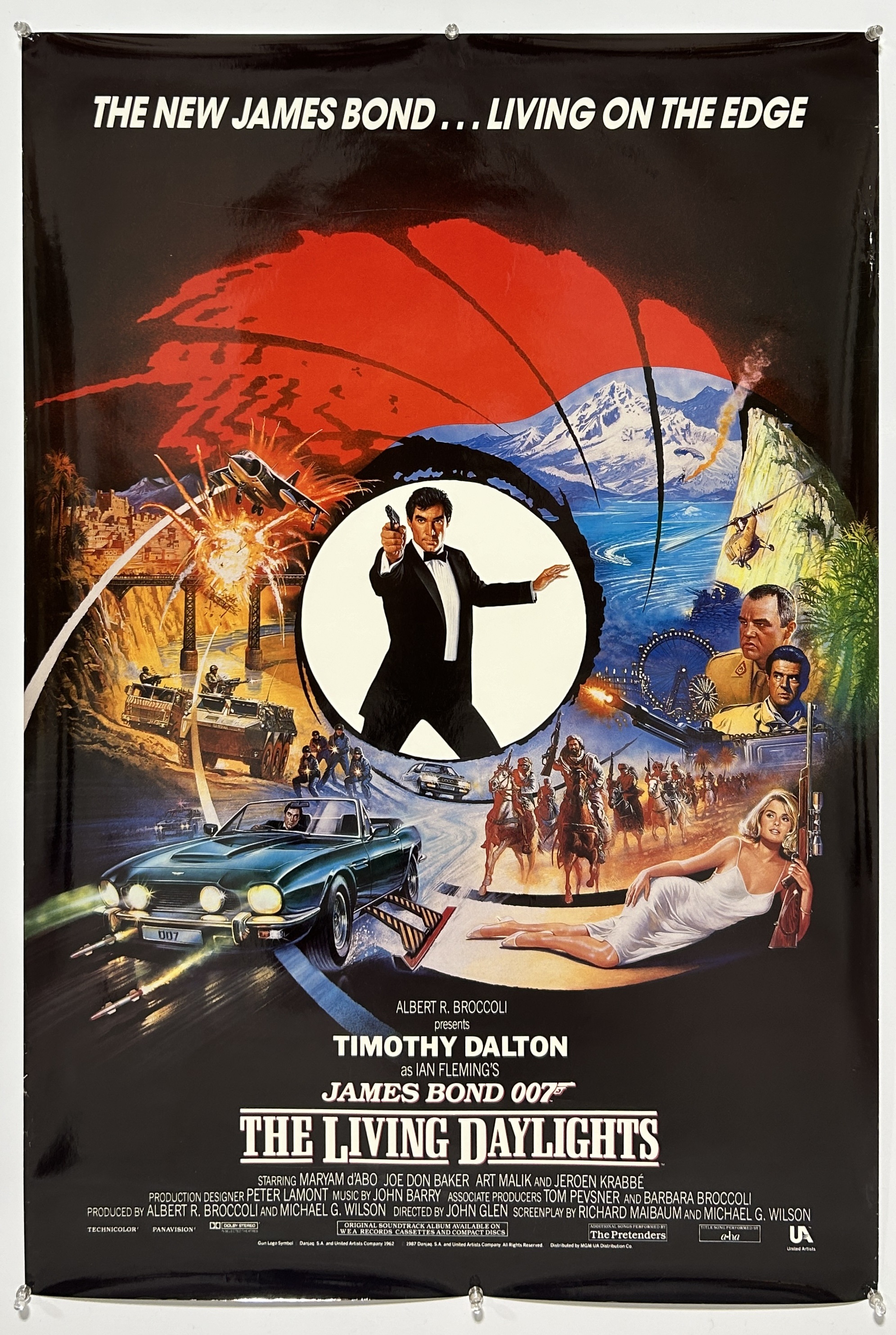 A VERY RARE 'GREEN CAR' COLOUR ERROR JAMES BOND POSTER 'THE LIVING ...