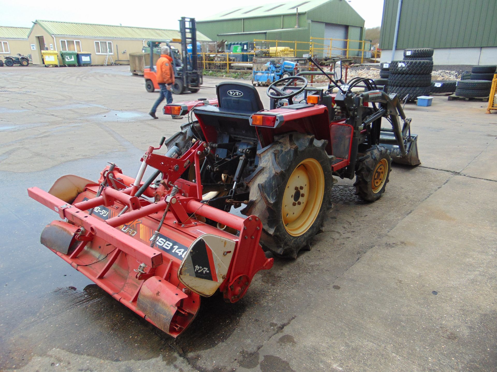 You are bidding on a Yanmar F215 4WD Compact Tractor w/ Front Loader ...