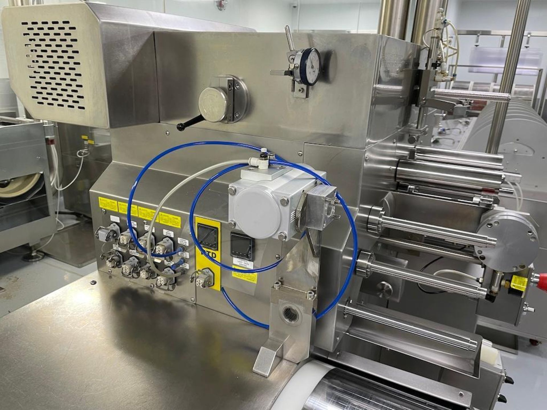 TECHNOPHAR SGM407 CAPSULE MACHINE, ALLEN BRADLEY PANELVIEW PLUS 1250 ...