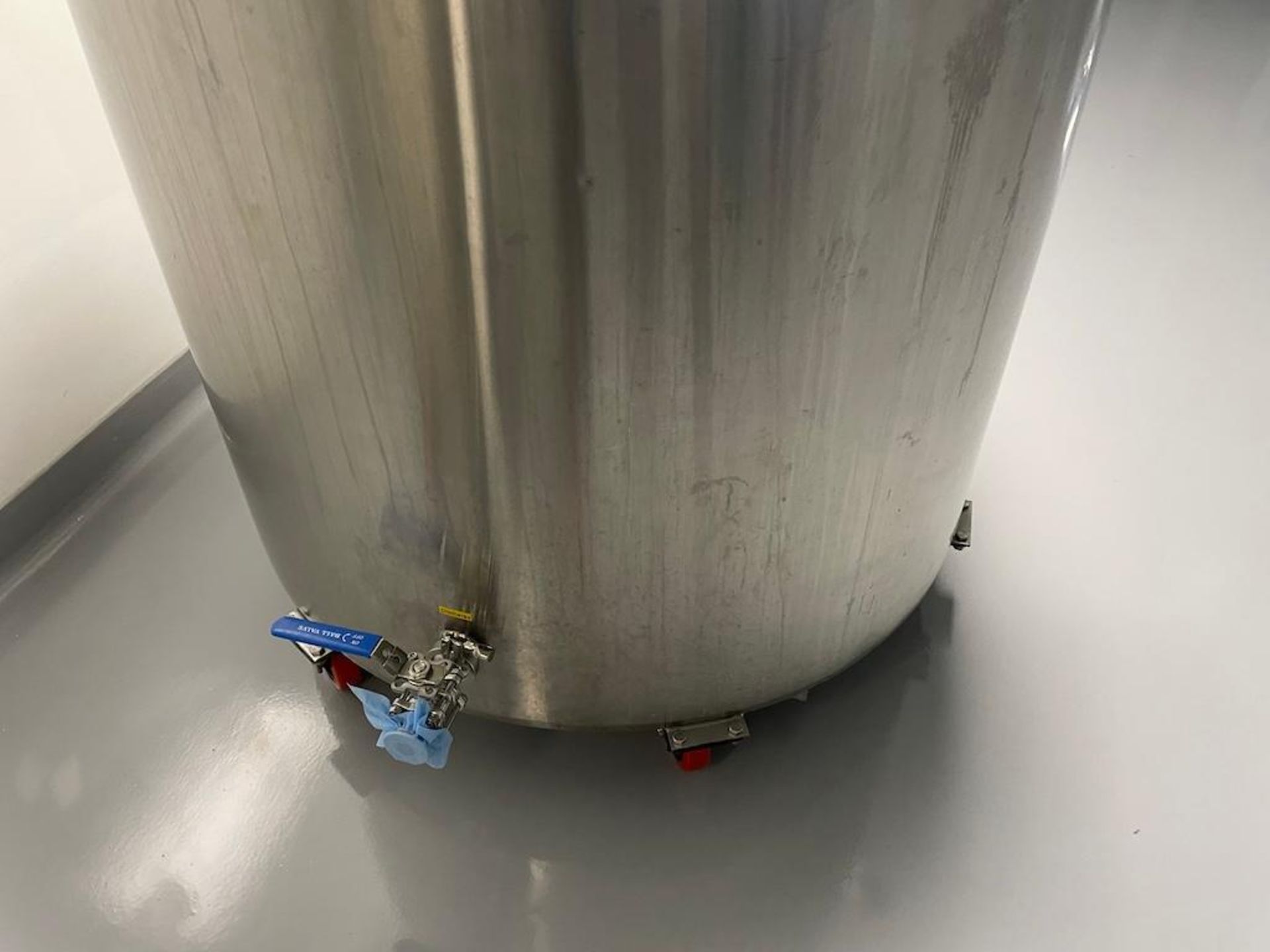 2019 GELATIN SERVICE TANK, PORTABLE, 500L CAPACITY, 316L STAINLESS ...